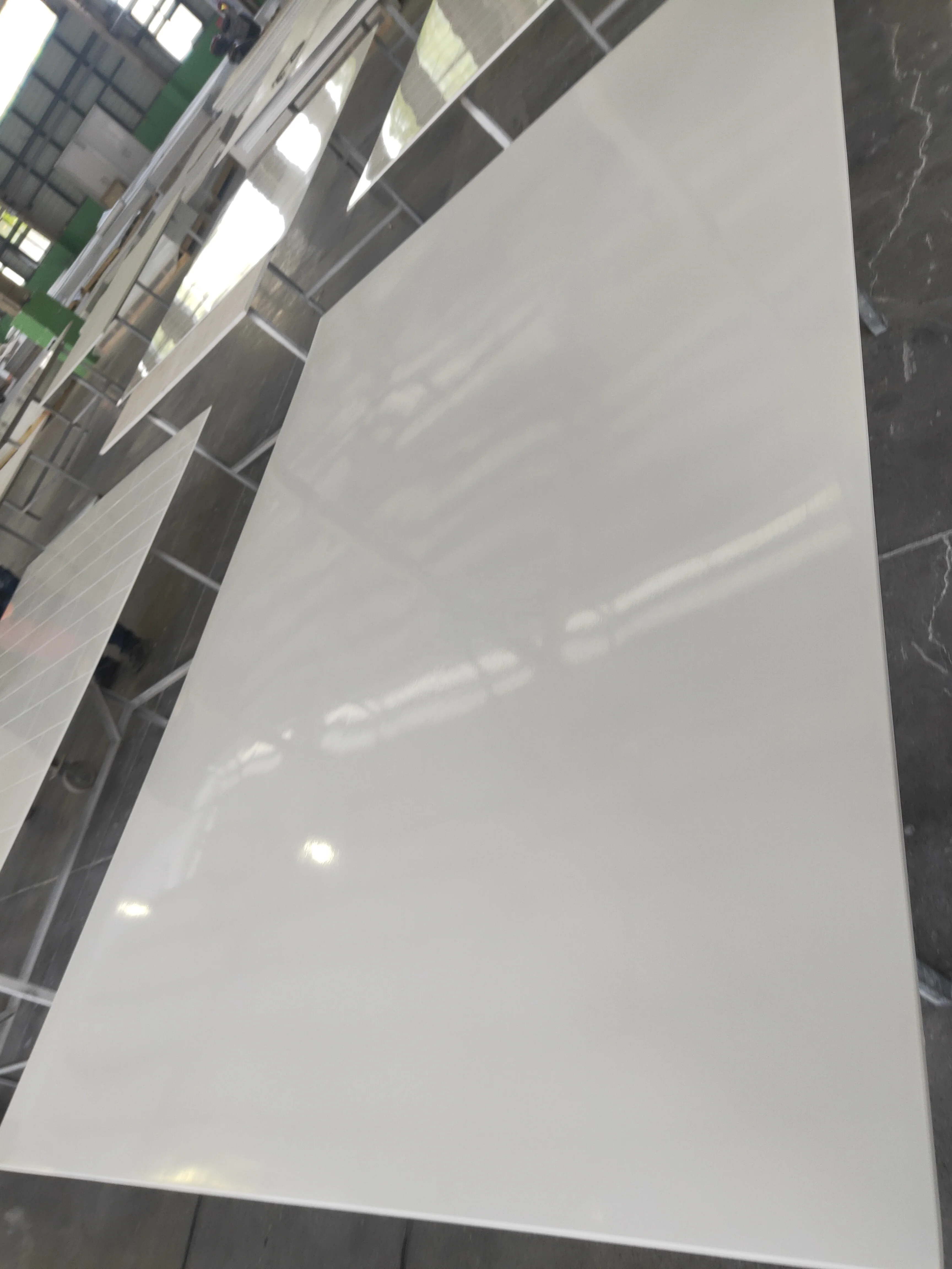 Flat Pattern Solid White Cultured Marble US Hotel Tub Surround Shower ...