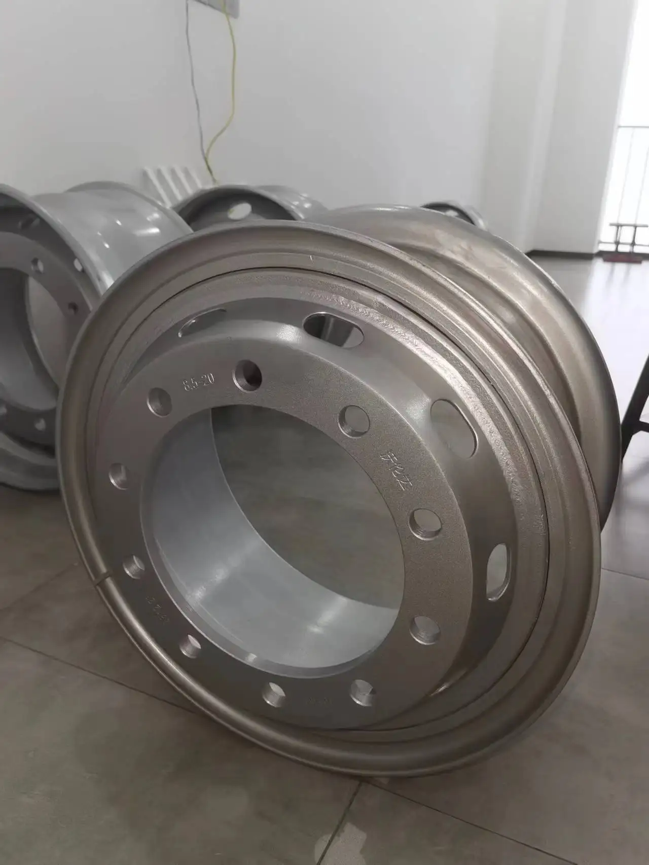 225 Commercial Truck Wheels Truck Wheels Semi Truck Rims 245 Aluminum ...