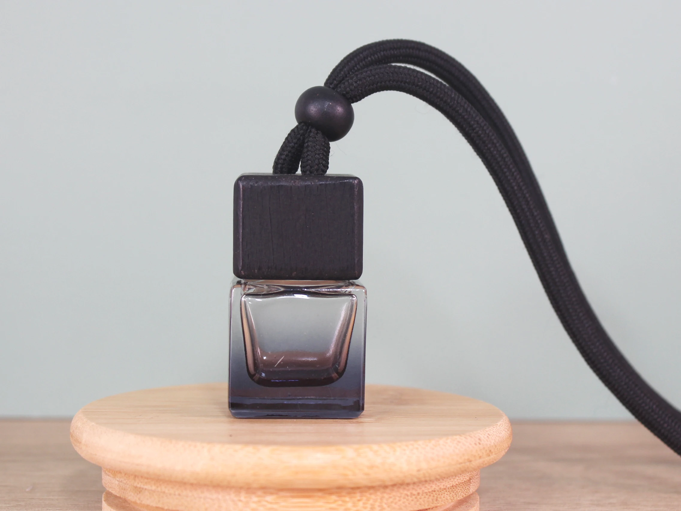 8ML Square Mini Car Diffuser Bottle Classic Hanging Glass Empty Bottle ...