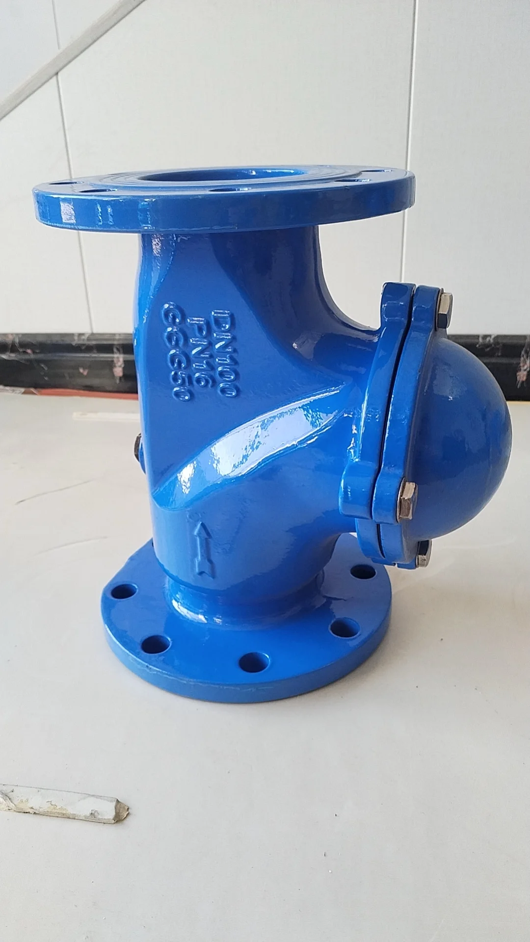 Ductile Iron Flanged End Non Return Ball Type Check Valve DN300