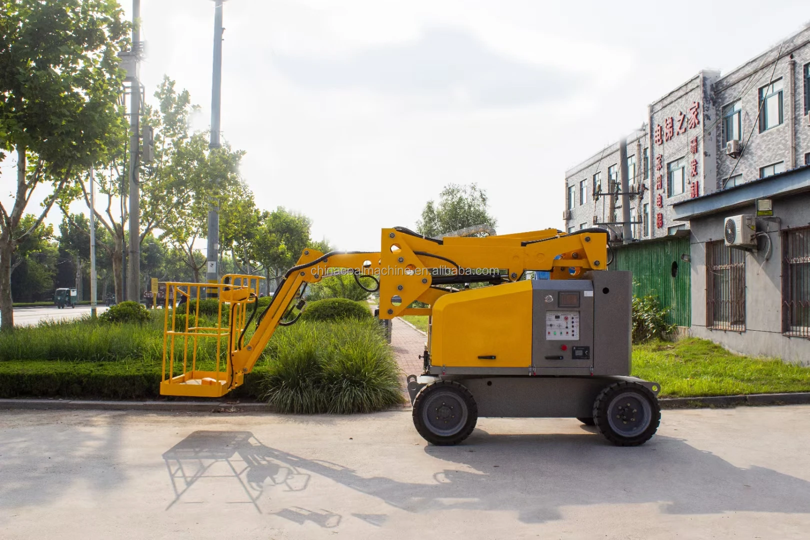 Mobile Electric Self-propelled Crank Arm Lifting Work Platform Arm Boom ...