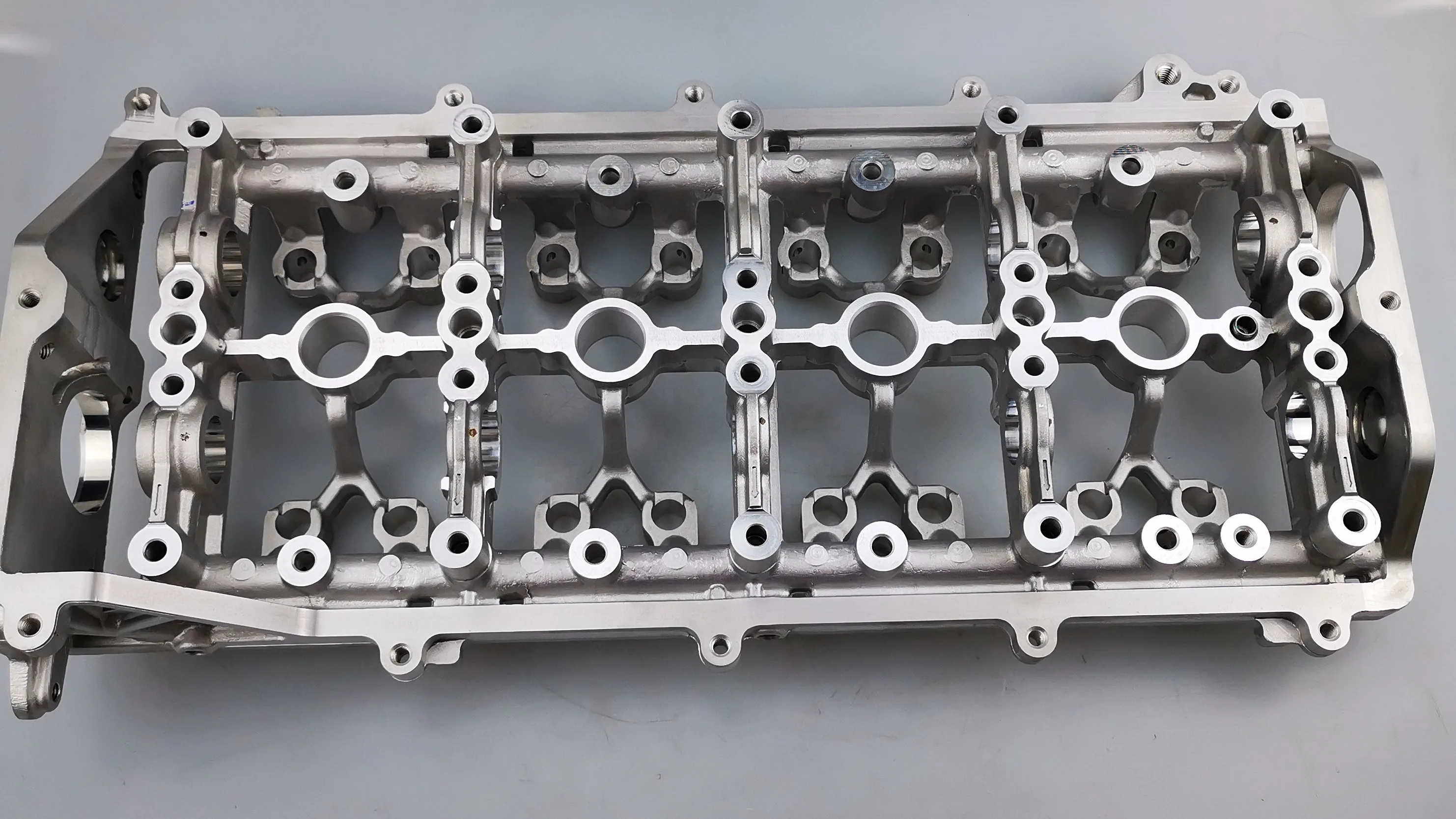 Saic Maxus G10 T60 V80 2.0t Camshaft Frame Components C00085281 - Buy ...