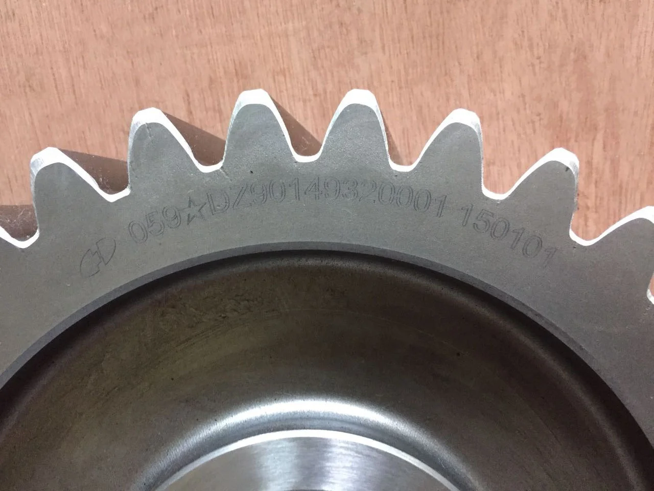 Dz90149320001 Shacman F3000 F2000 Shacmoto X3000 Driven Gear - Buy ...