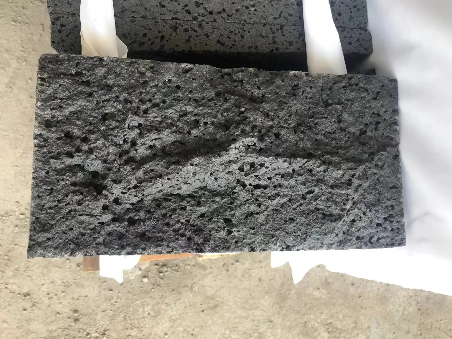 Lava Stone Black Basalt Cobble Mesh Cobblestone Driveway Pavers For ...