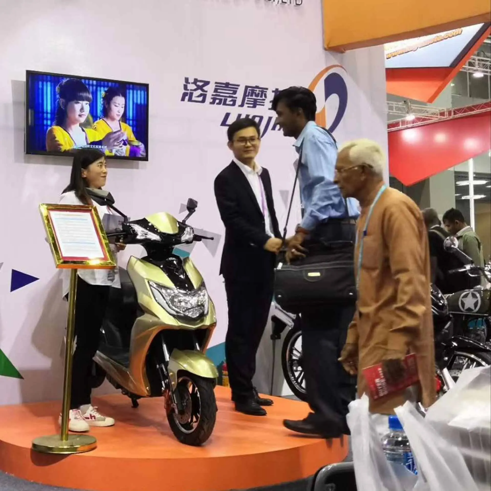 110CC Gasoline Motorcycle with Electric Start for Africa & South ...