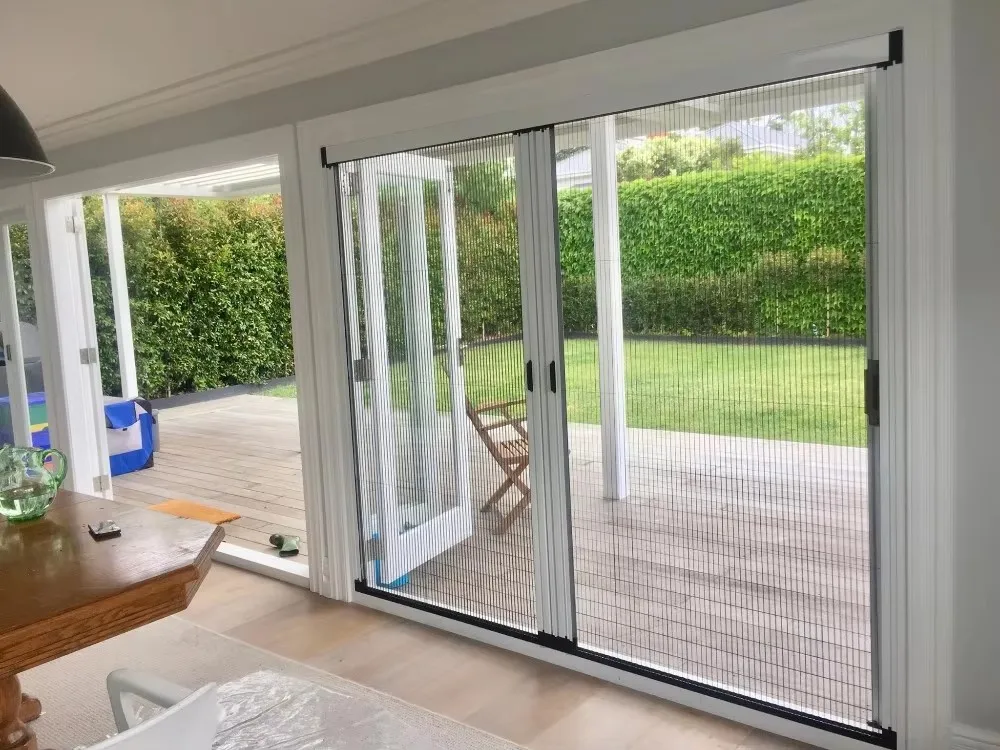Trackless Screen Door - Retractable Insect Mesh Solution