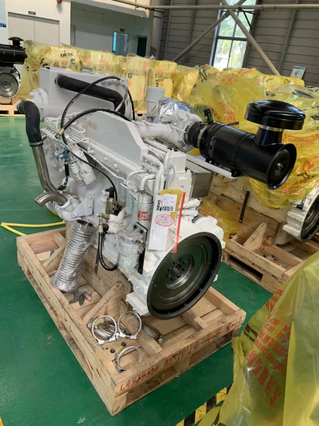 Cummins 6cta8.3-M220 Marine Diesel Engine - 200hp, 1 Year Warranty