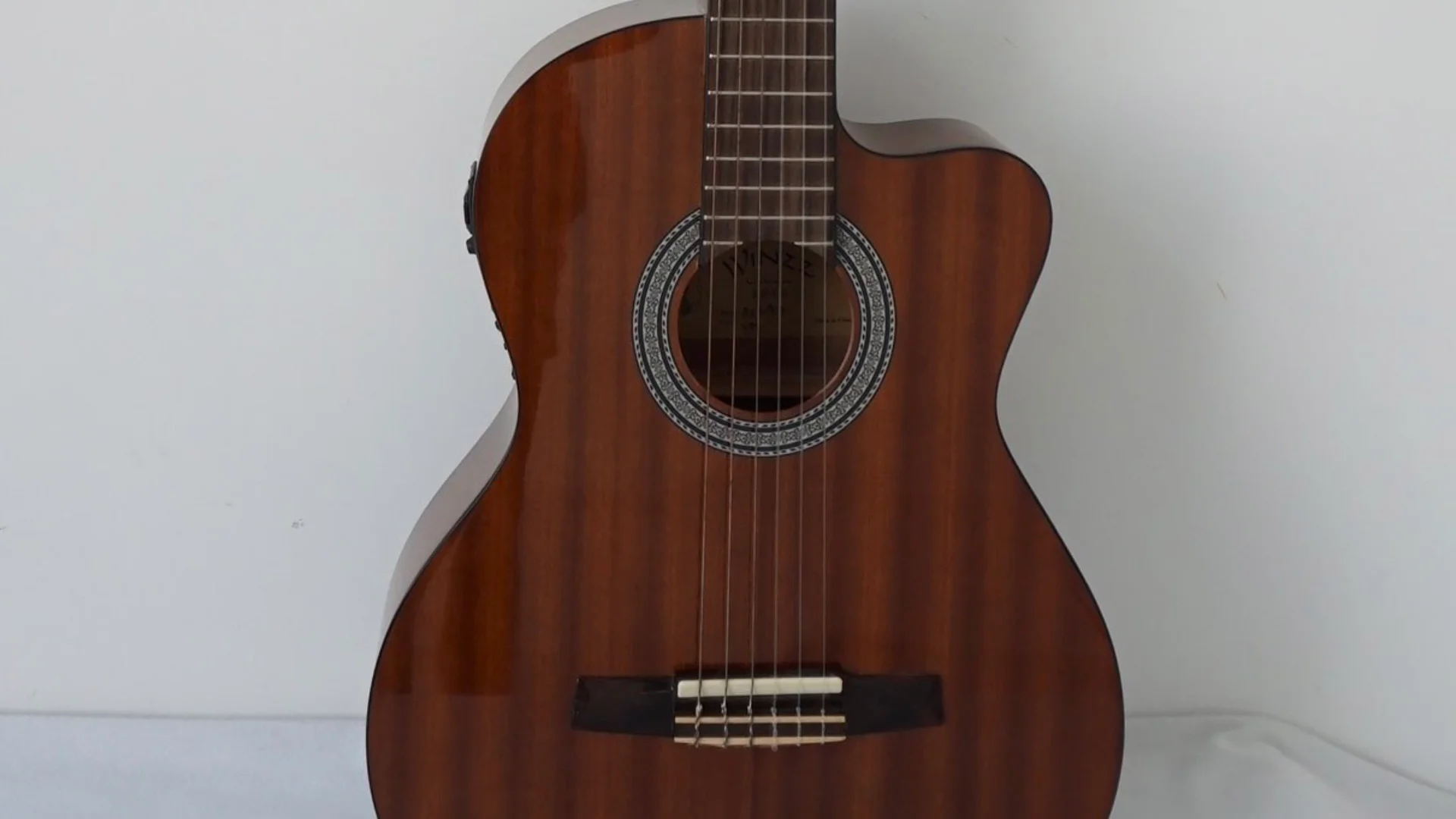 Chinese Aiersi Brand Hot Selling Cutaway Promotion Price Natural Color ...