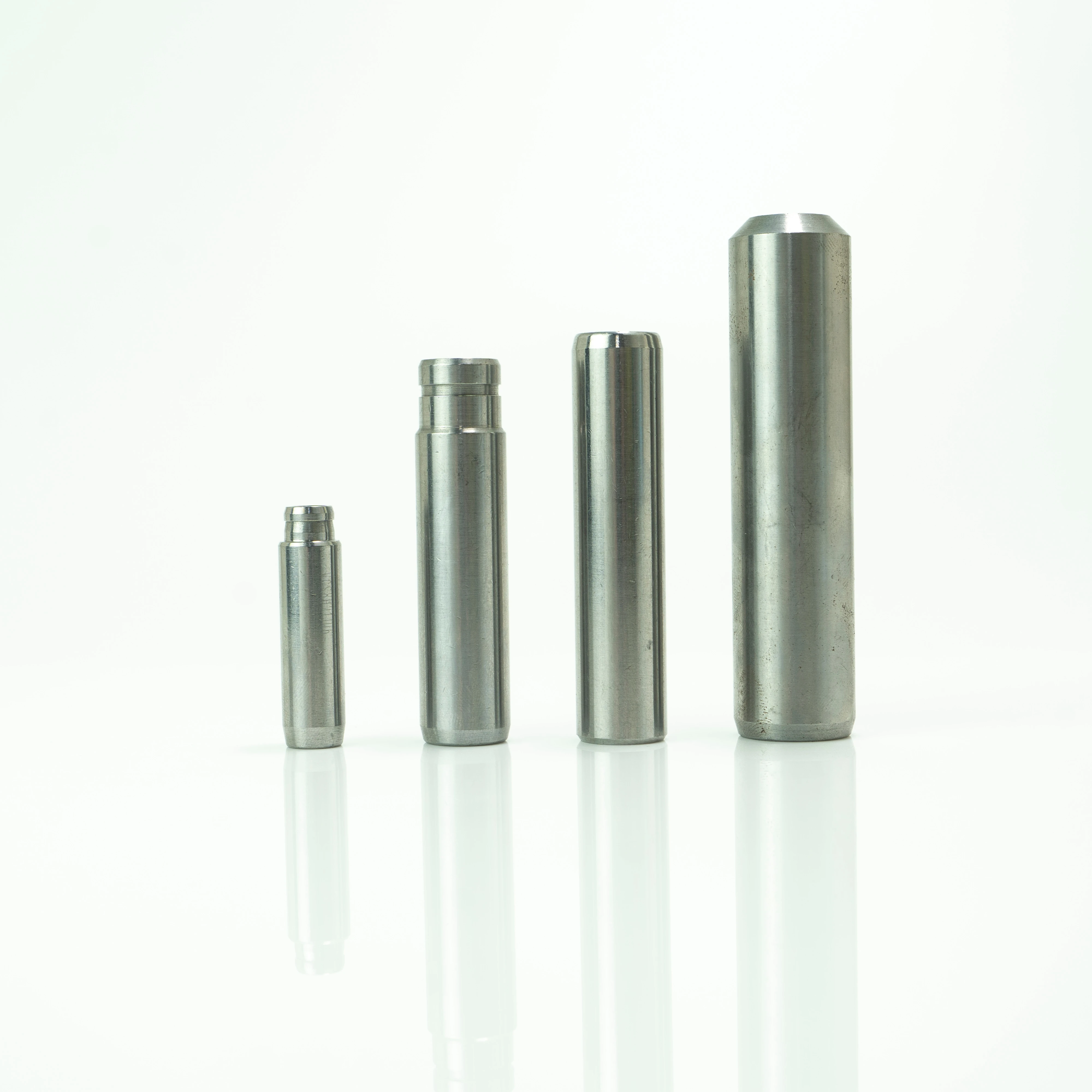 Engine Parts Valve Guide ME031886 ME-031888| Alibaba.com