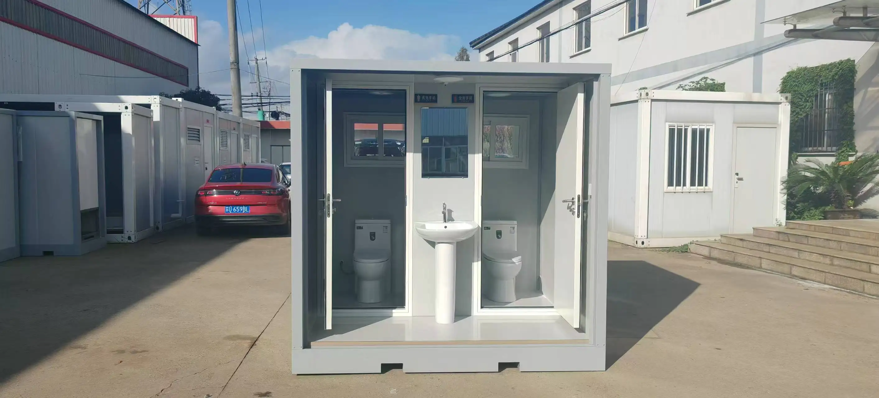 Custom Foldable Prefabricated Bathroom Toilet 10ft for Sale