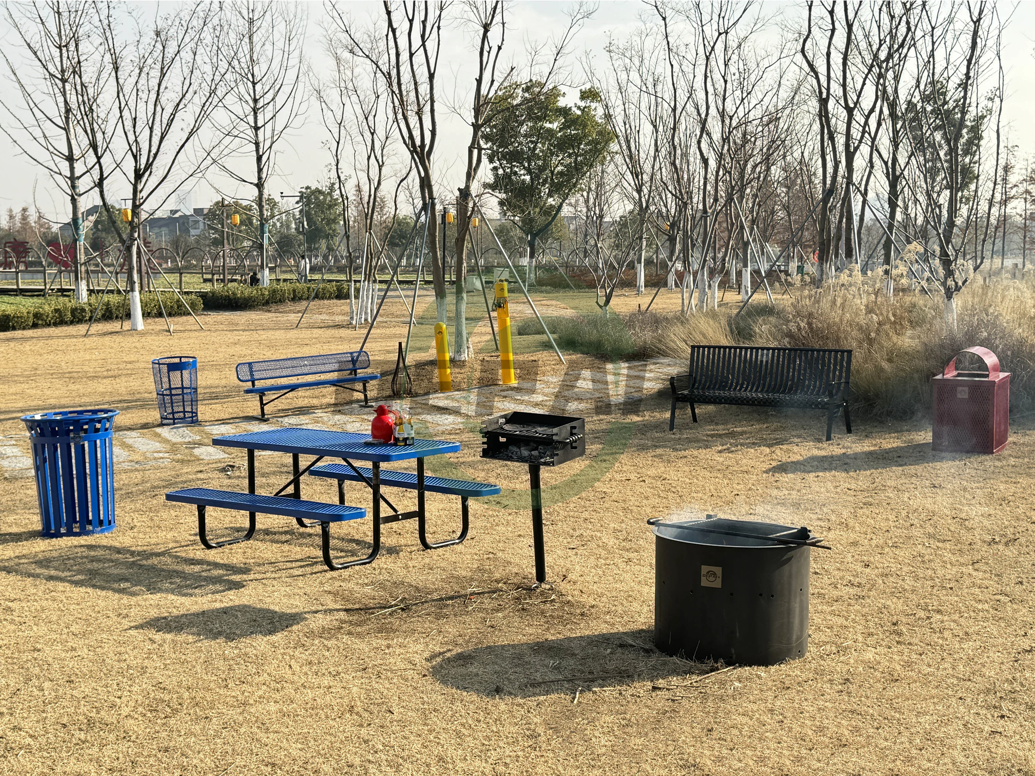 Outdoor Furniture Expanded Steel Long Bench Seat Outside Park Bench ...