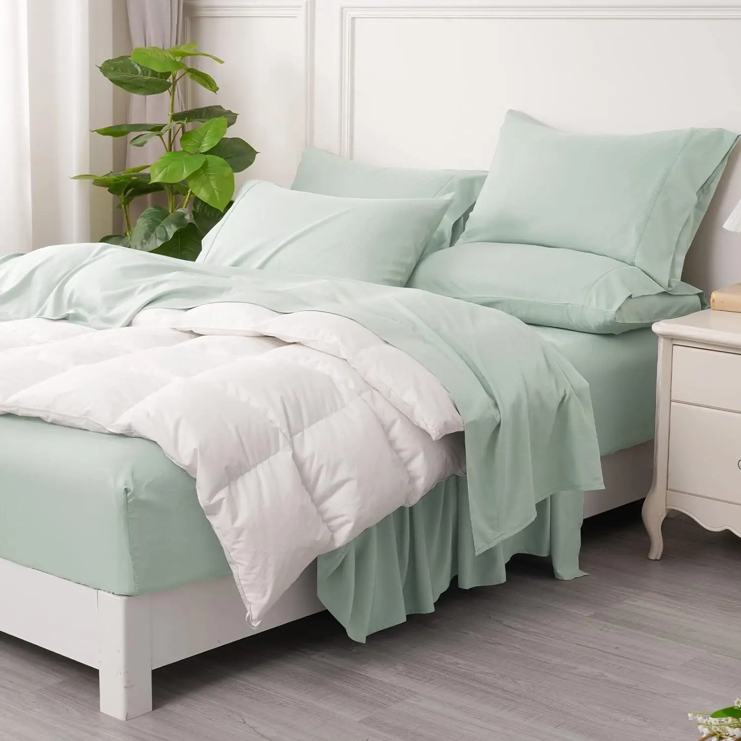 Sage Green Smooth Breathable Bamboo Viscose Cooling Sheets Set Queen ...