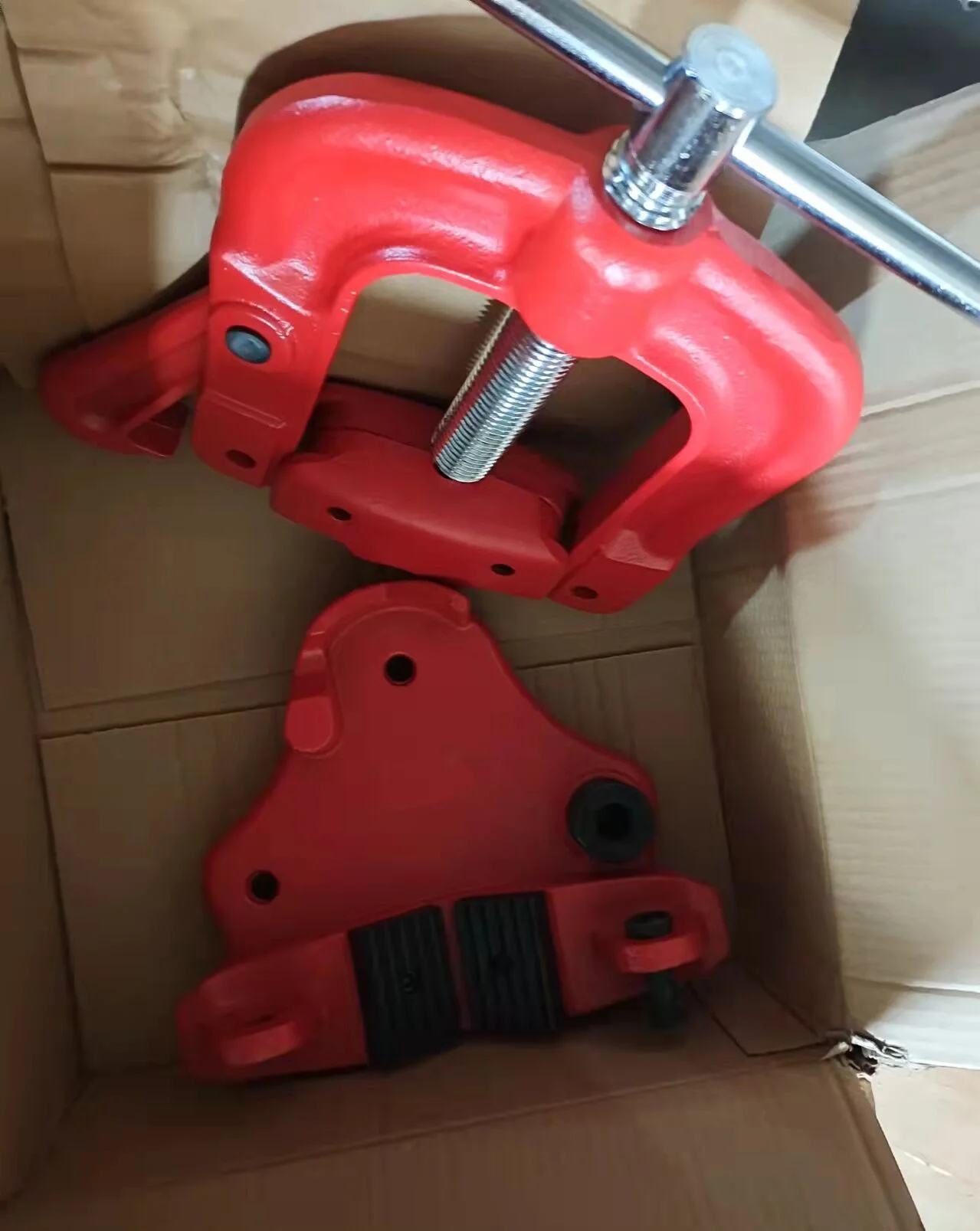 Alibaba.com: 1/8 Inch-2 Inch Bench Yoke Vise, Clamping Pipe Diameter ...