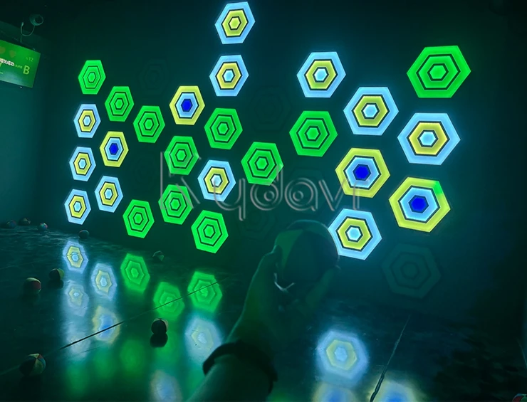 Marslite Amusement Park Indoor Active Led Pixel Grid Interactive Throw ...