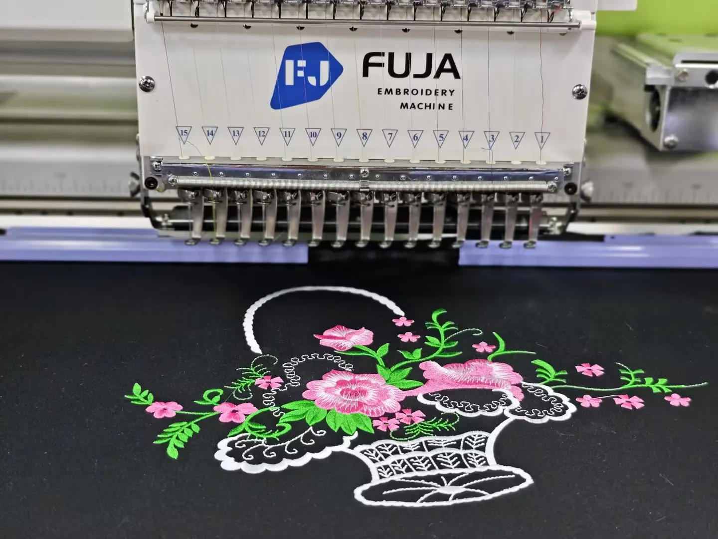 2 Heads Computerized Embroidery Machine 12 15 Needles Hat Caps T Shirt ...