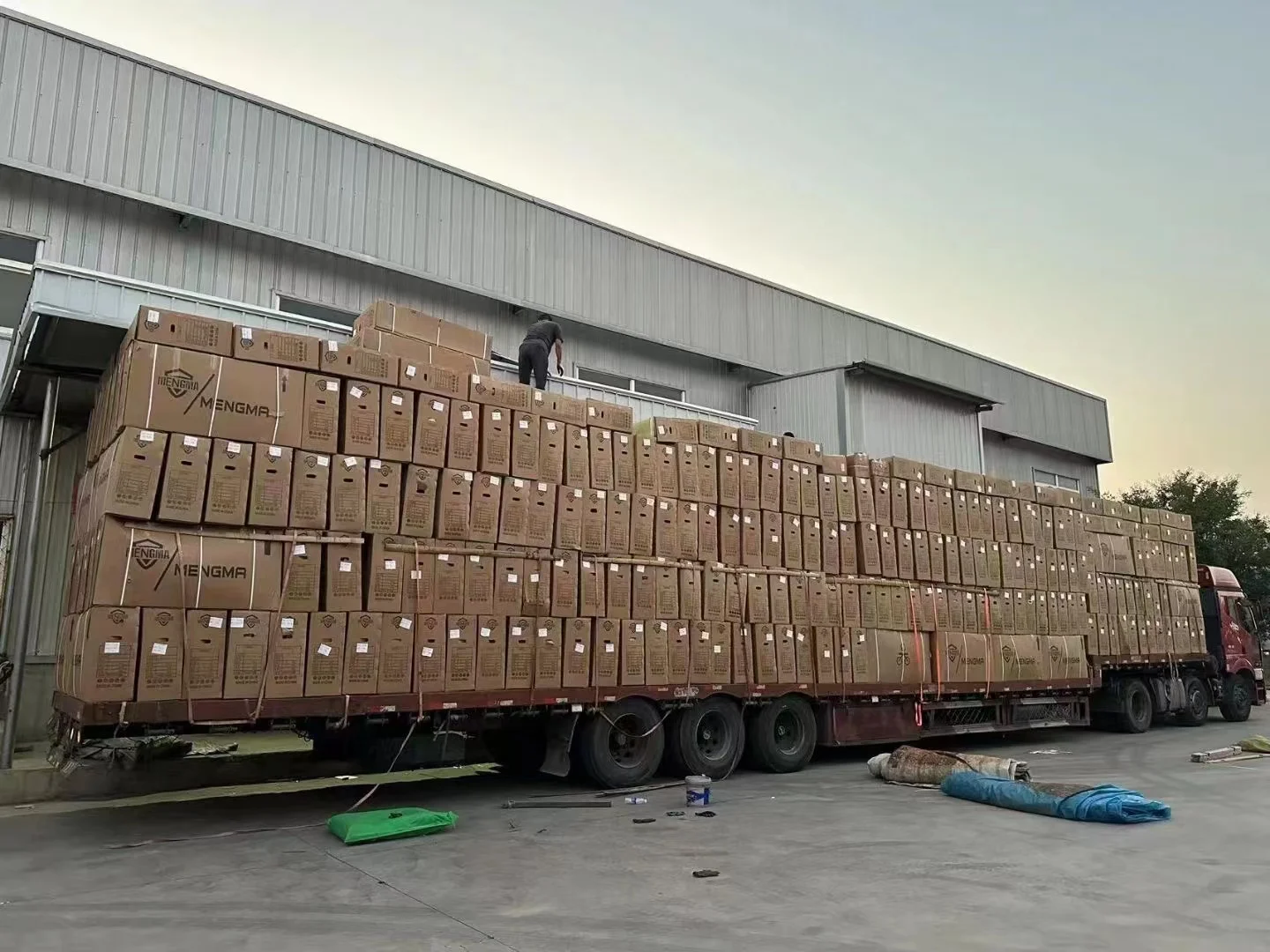 Children's Electric Car Four-wheeled With Remote Control Swing Car Baby ...