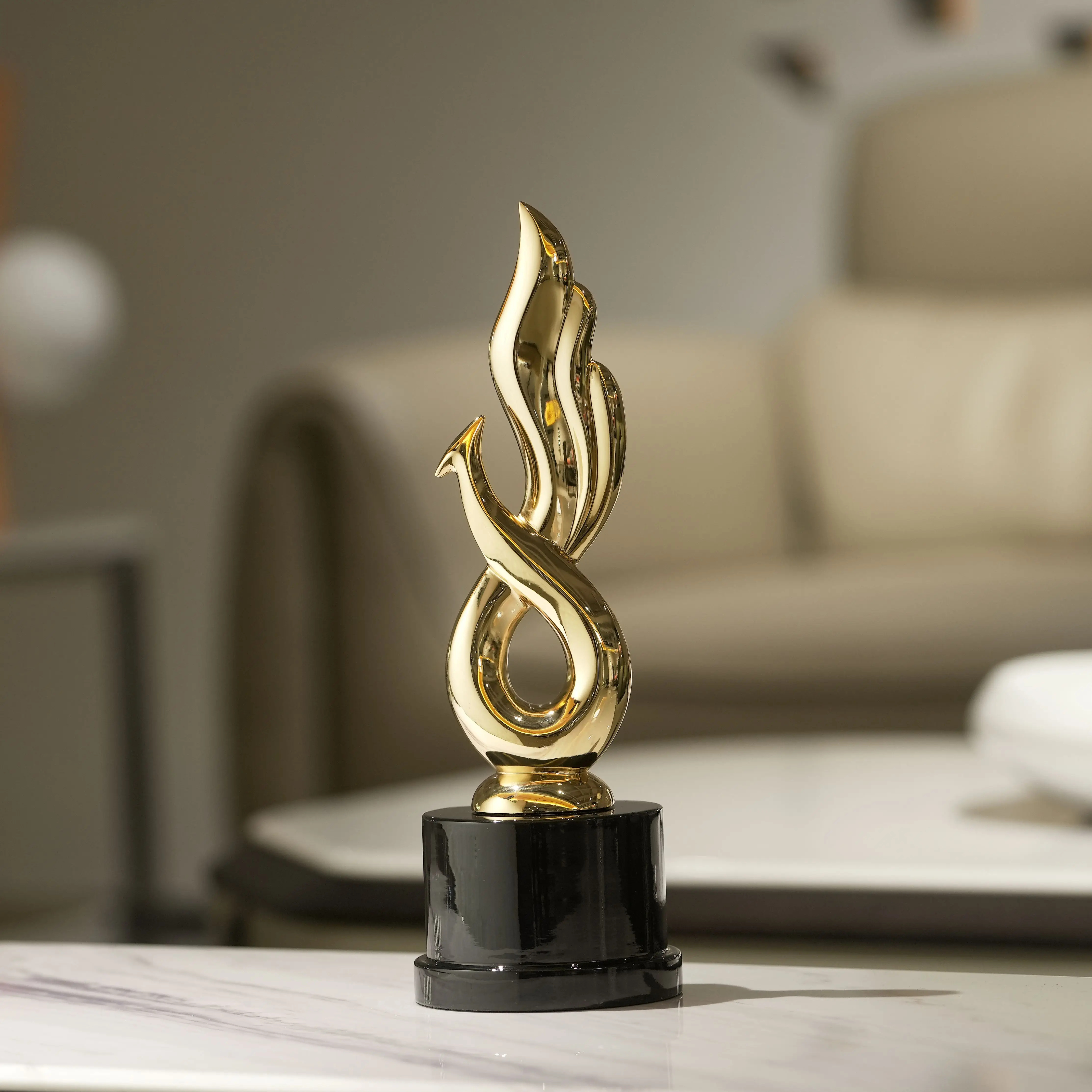 High Quality Modern Antiqued Crystal Trophy Award Classic Design Gold ...