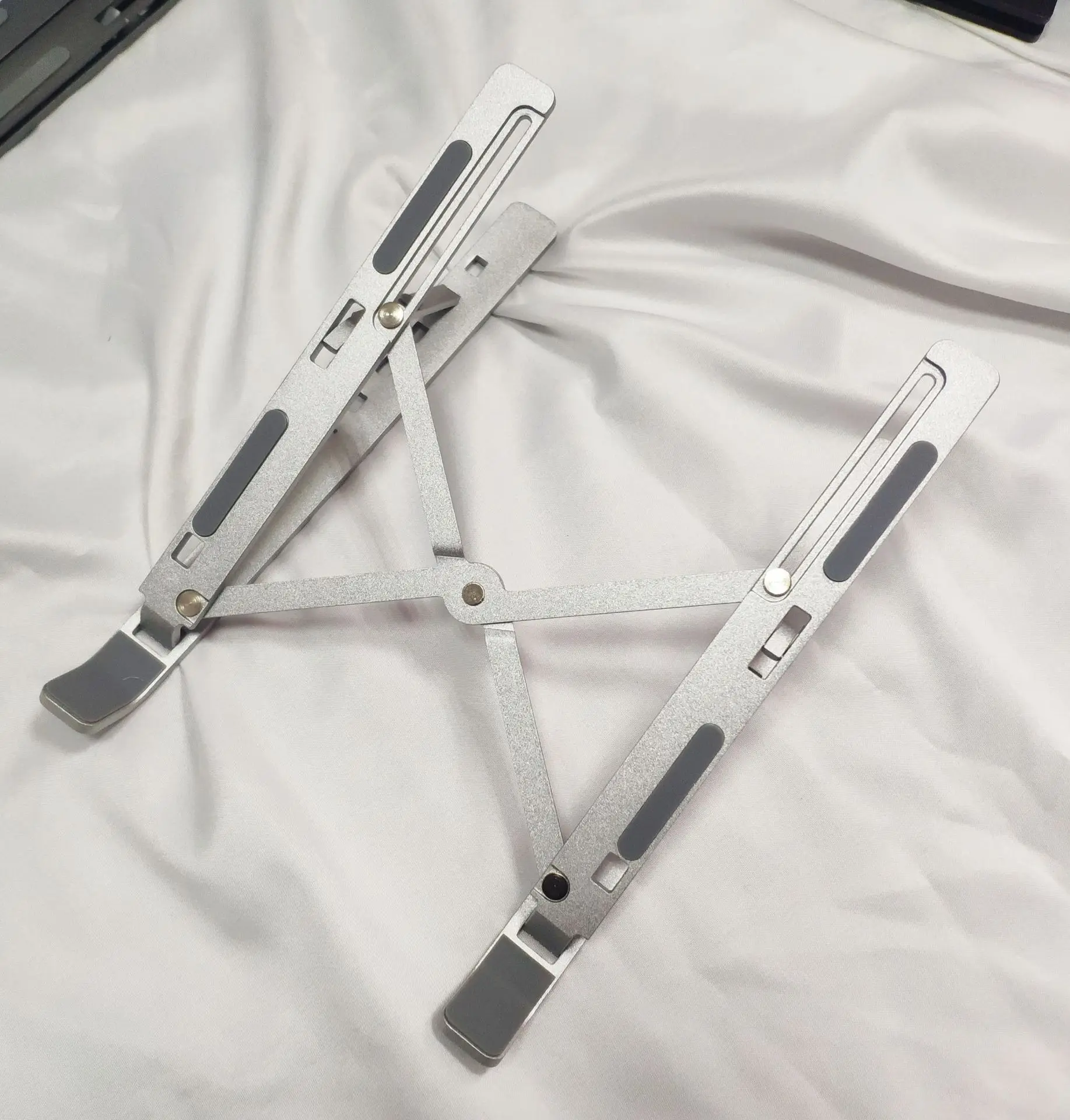 Aluminum Portable Laptop Tablet Stand Foldable Bracket Adjustable ...