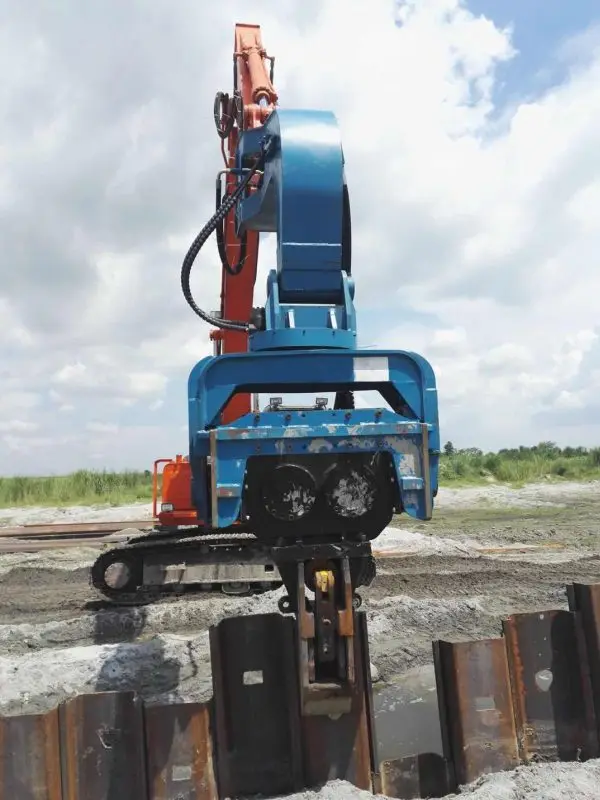LG06 Heavy Duty Pile Hammer - Efficient Pile Installation