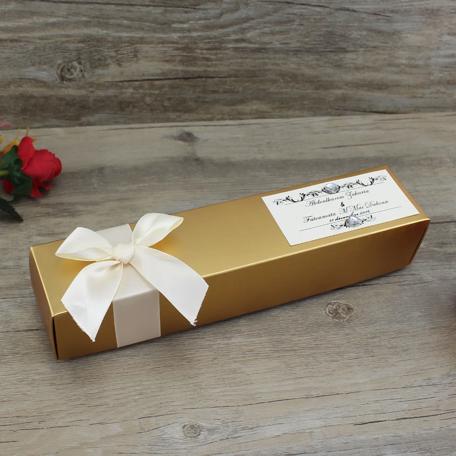 Gold Royal Scroll Wedding Invitation Cards With Diamond - Buy Royal ...