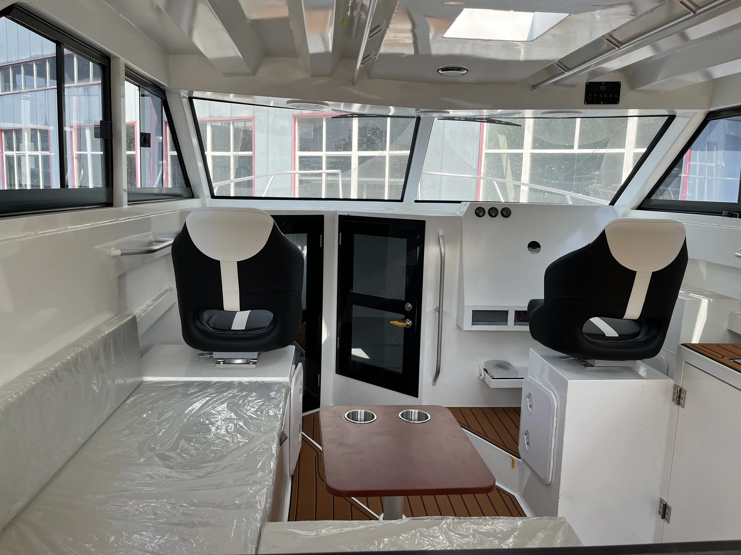 10m Luxury Catamaran Fishing Boat for Sale - Aluminum & Outboard Engine ...