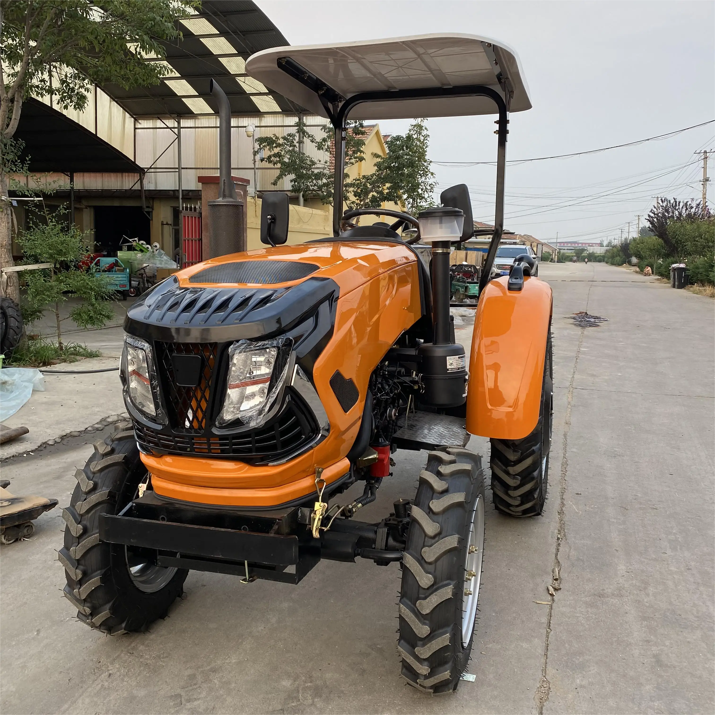 Alibaba.com: Chinese 4WD Farm Tractors 45hp 60hp 90hp with Ploughing ...