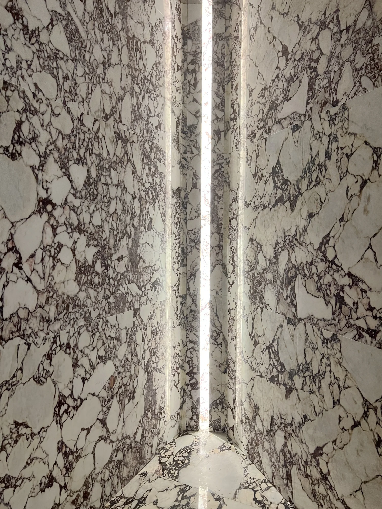 Viral Italian Marble Calacatta Viola Violet Natural Luxury Haute Marmol ...
