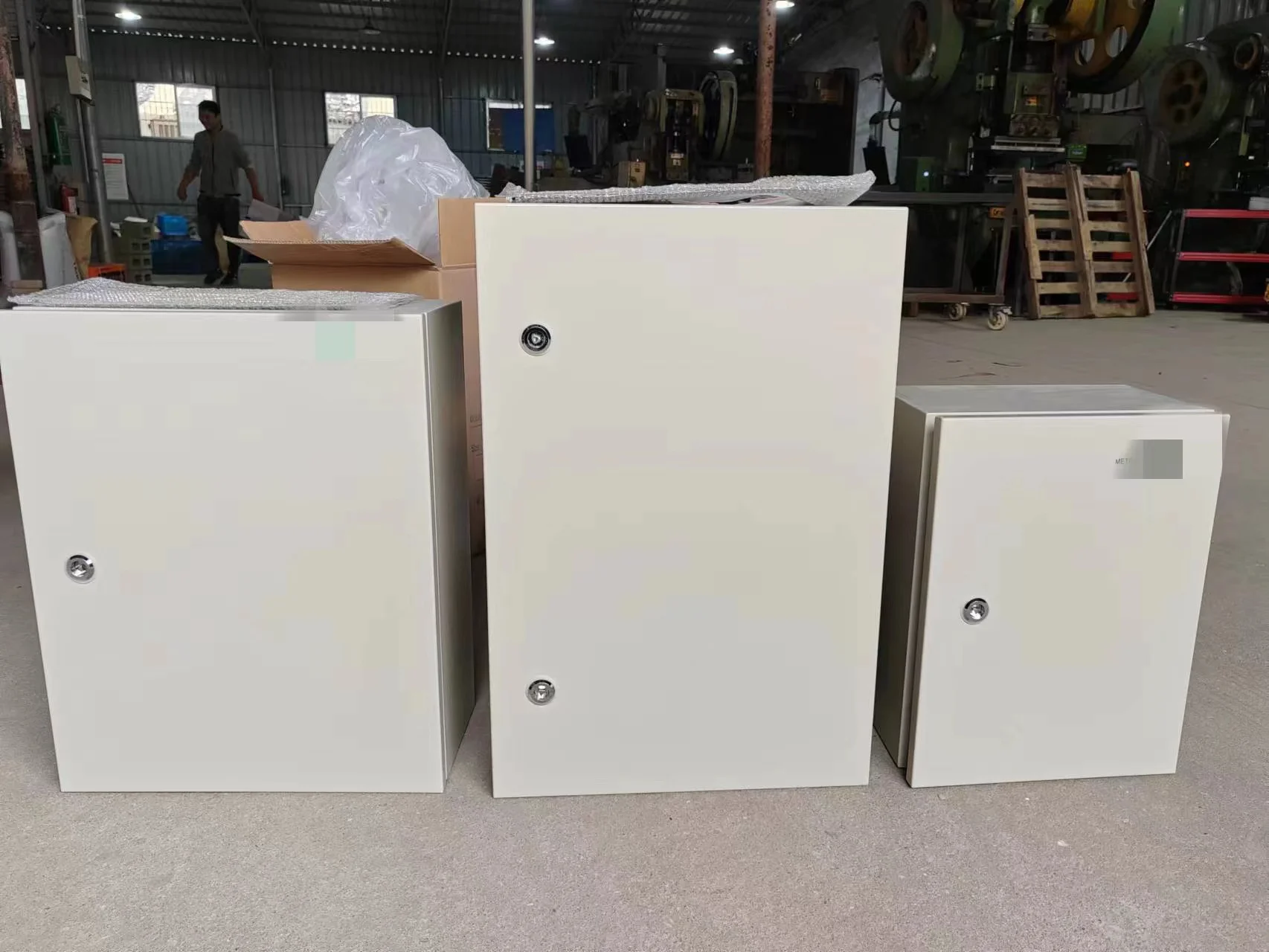 Professional IP65 Electrical Malleable Iron Weatherproof Junction Box ...