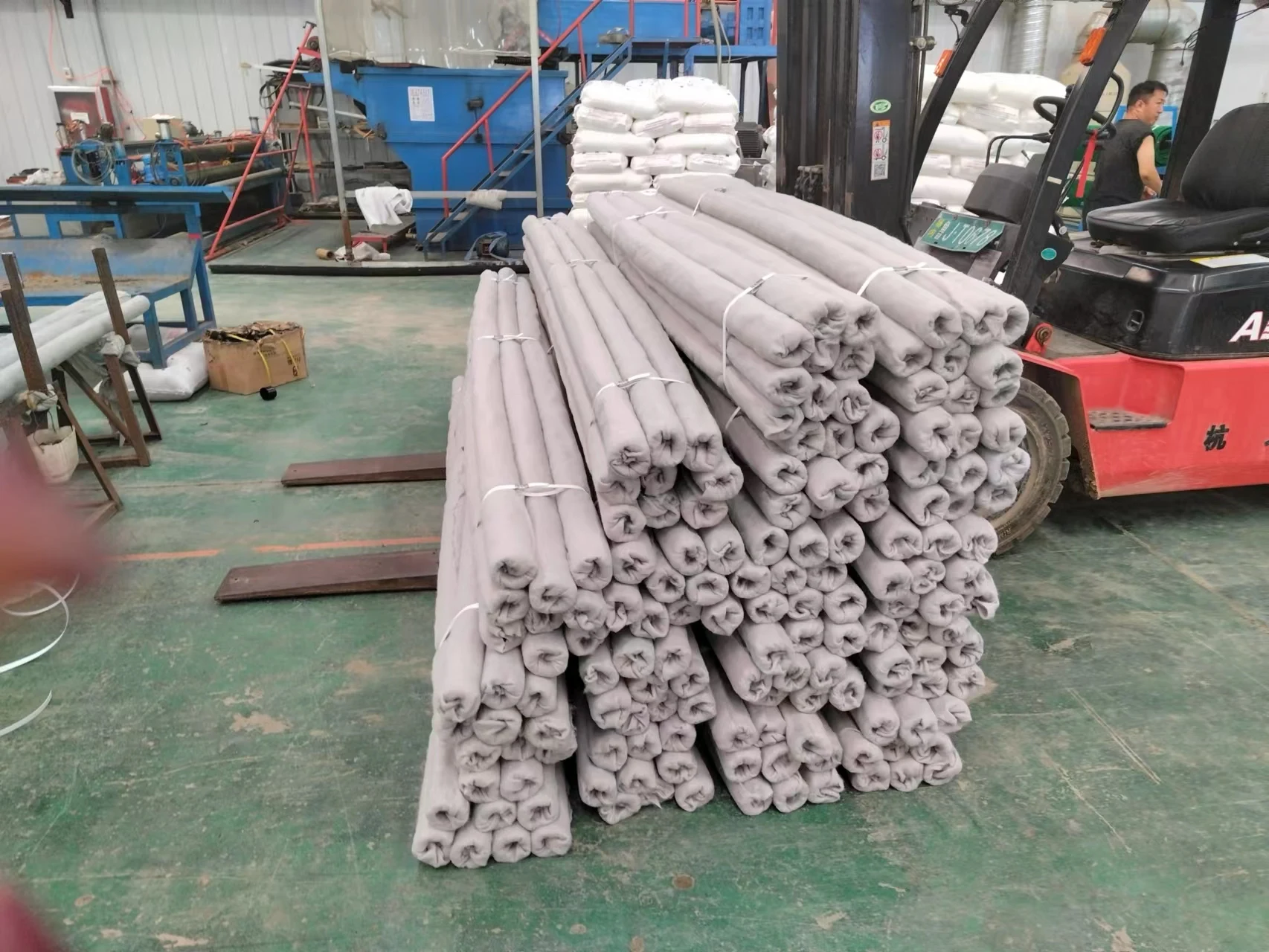 Soft Permeable Pipe/ Blind Drainage Ditch Mesh/ Rigid Permeable Tube ...