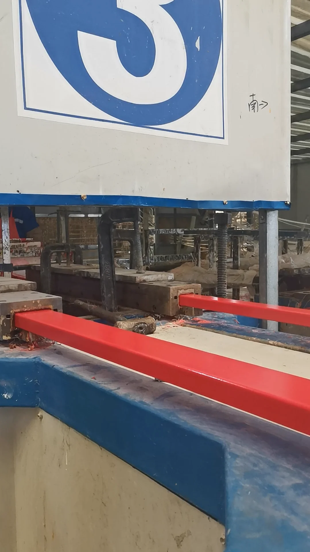 High Strength Gfrp Roof Truss Fiberglass Plastic Truss For Decking Roof ...