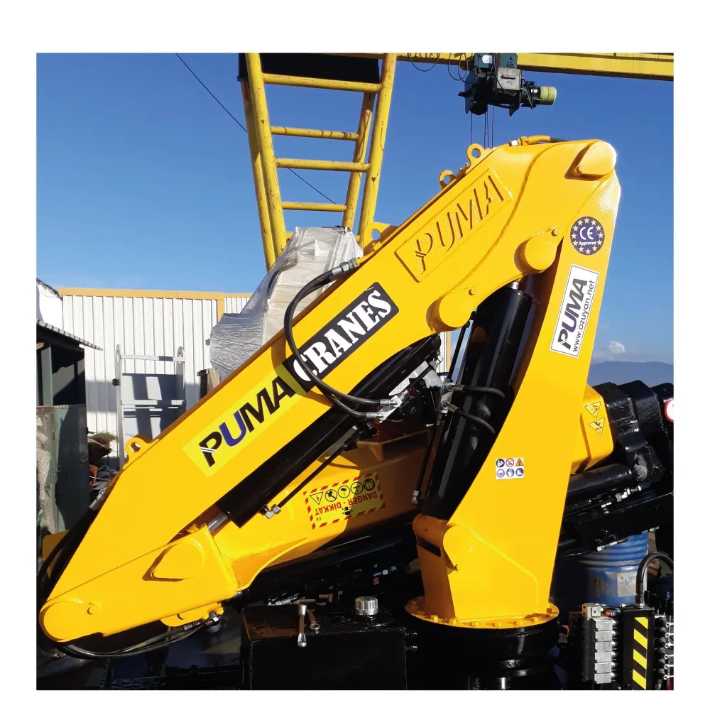 Truck Mounted Crane Hydraulic 3 Ton Rated Load Puma Engine 10m Max ...