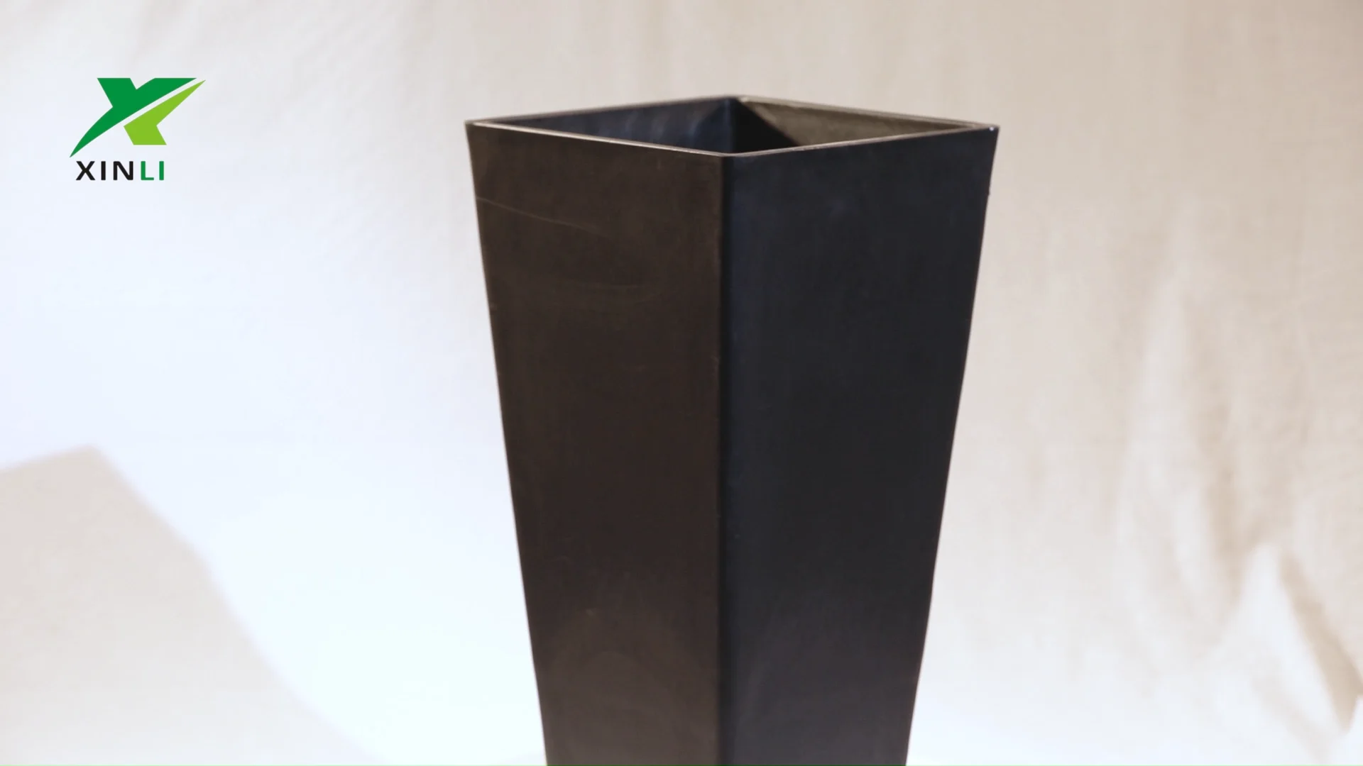 Eco-friendly Tall Square Plastic Garden Flower Pot Classic Design For ...