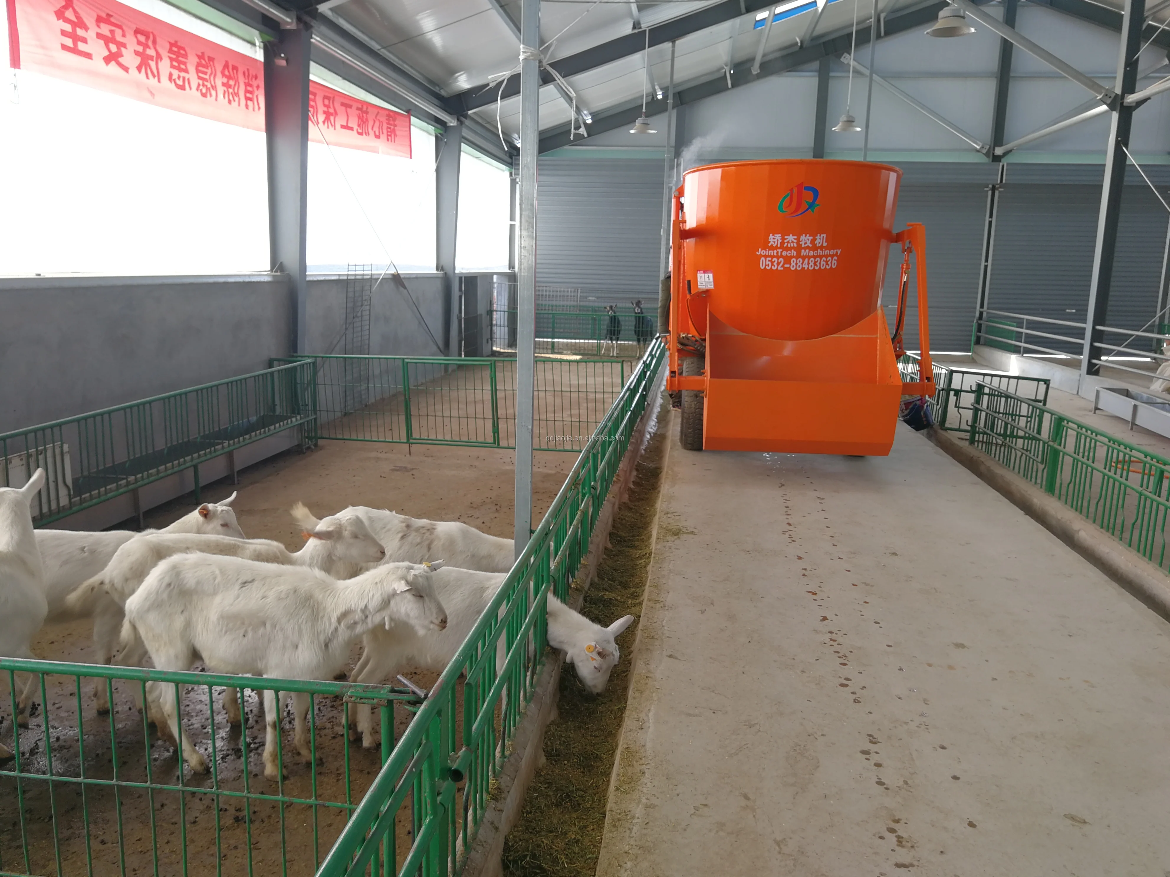 Single Auger Vertical Small TMR Mixers for Sale - Durable & Efficient