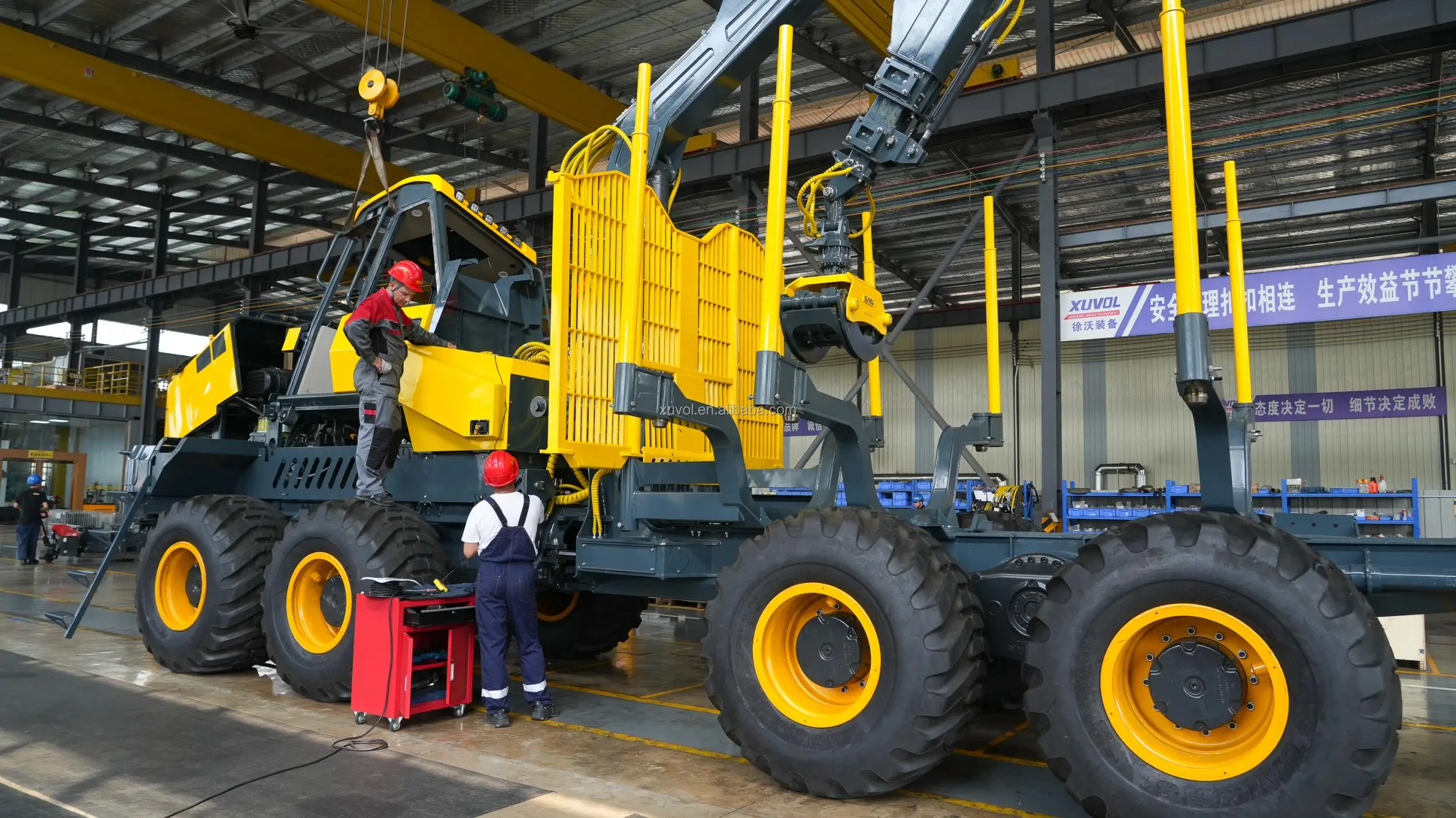 Forestry Skidder Crane Forwarder Machine - Efficient Log Transport