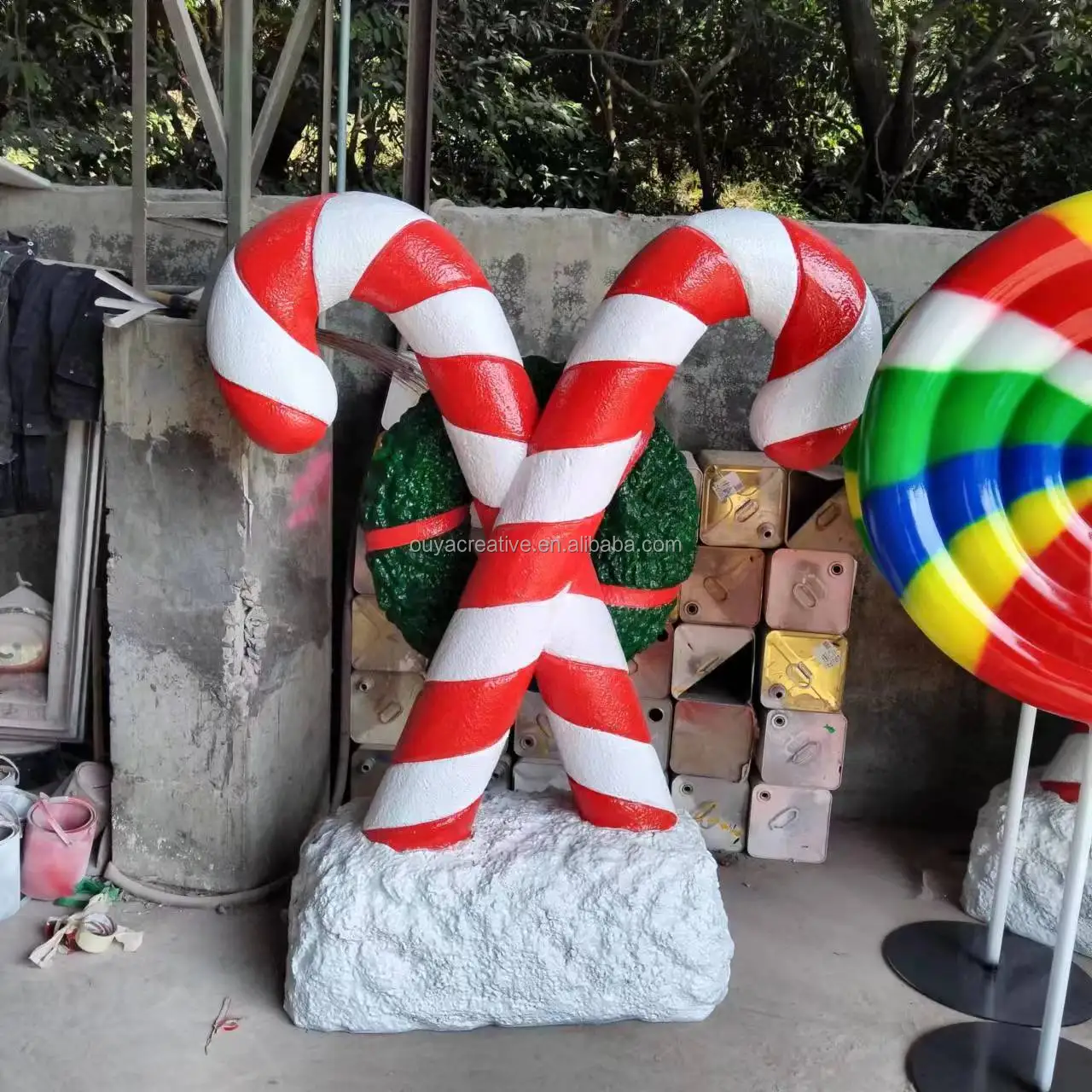 Large Outdoor Commercial Fiberglass Candy Cluster Sculpture For ...