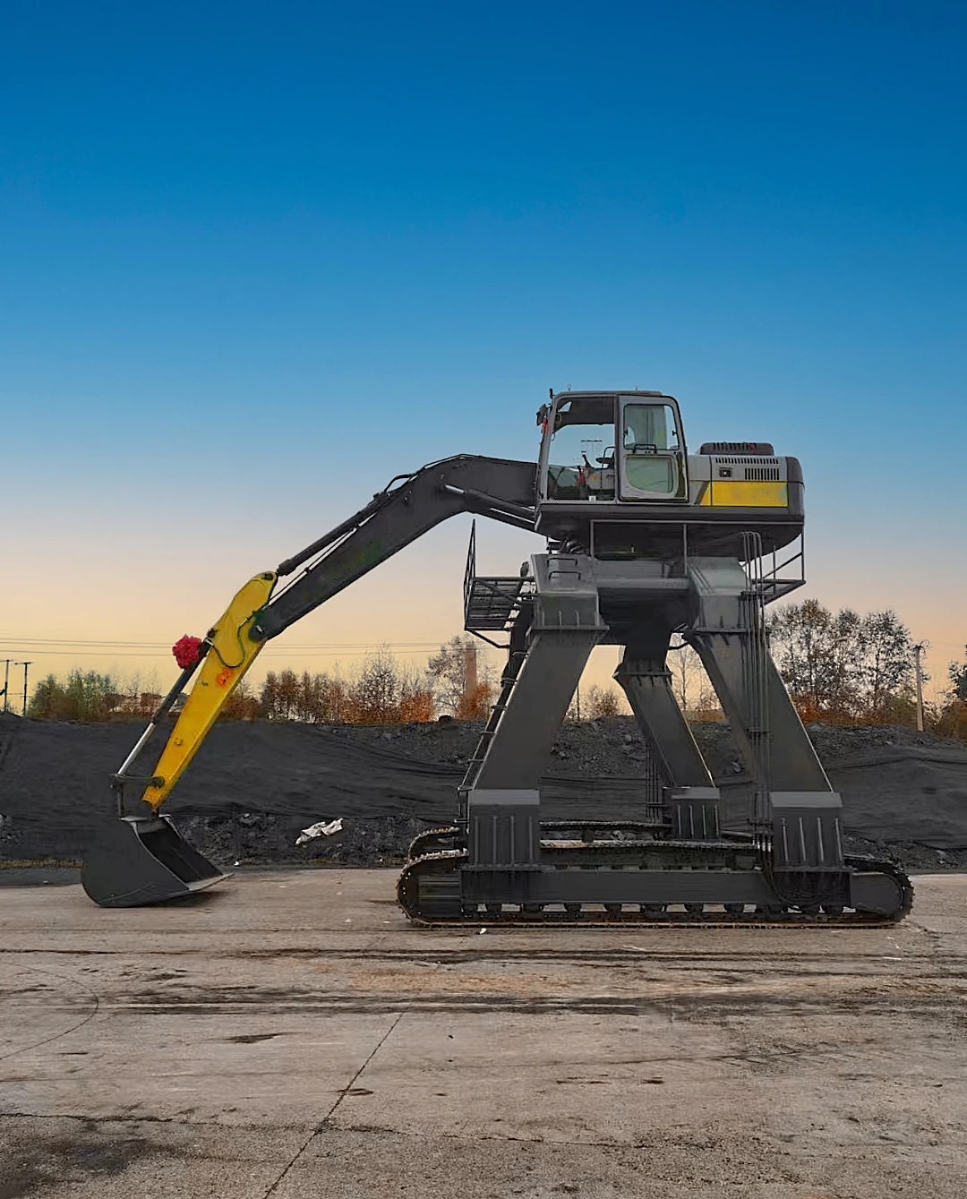 MONDE Excavator Crawler Frame Elevation Long Leg Assy with Coal Bucket ...