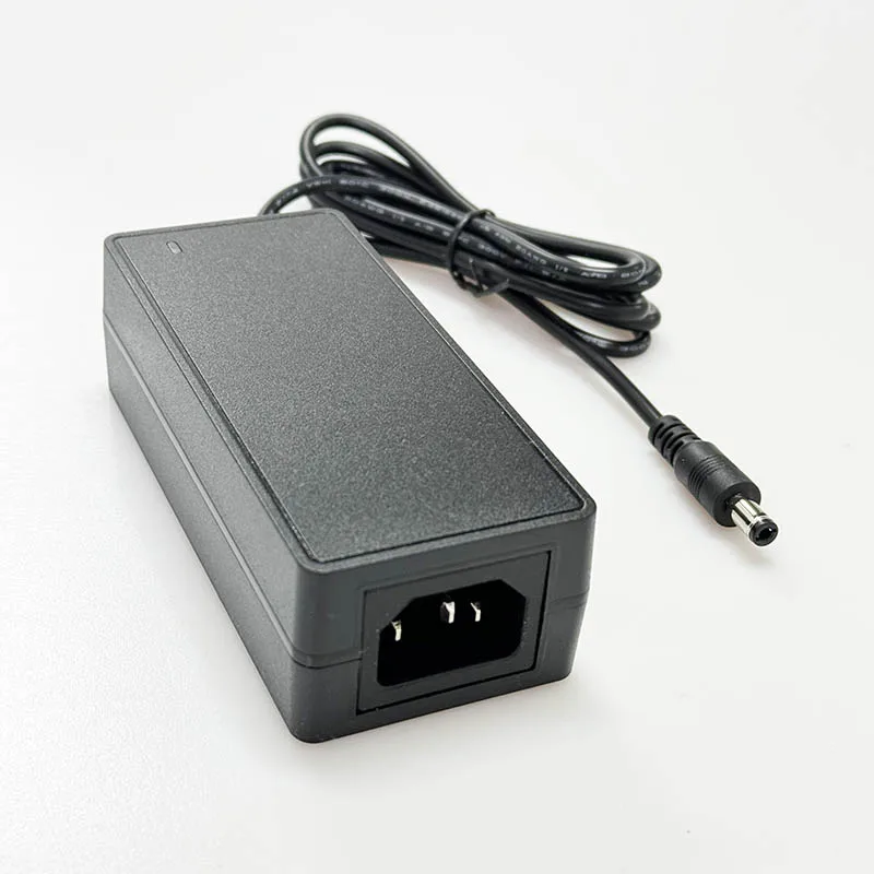 Desktop 60W Power Adapter 12V 5A Male Plug 5.5x2.1mm / 5.5x2.5mm ...