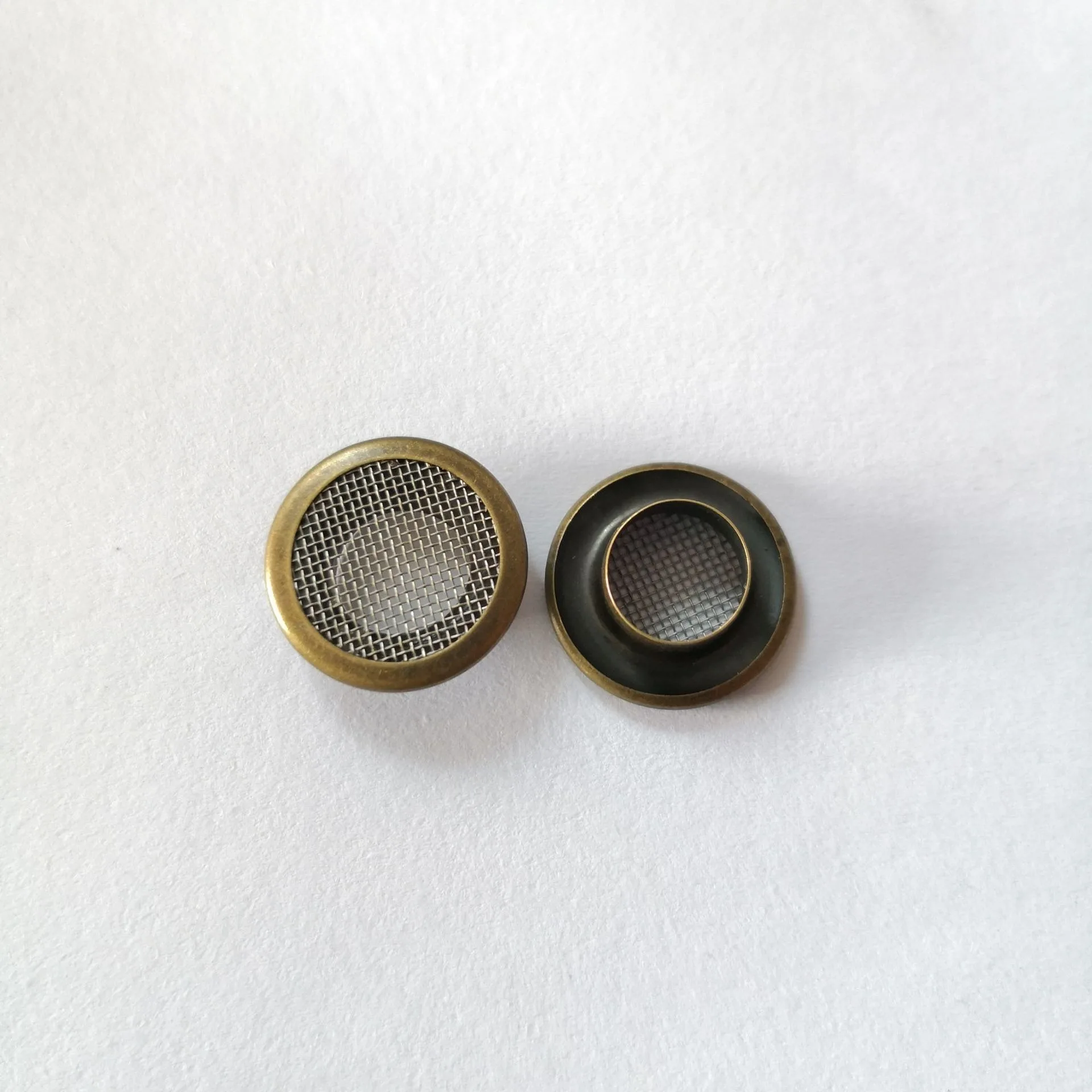 Alibaba.com: Custom Metal Grommets, Round Snap Buttons, Brass Prong Mesh Eyelets: Apparel ...