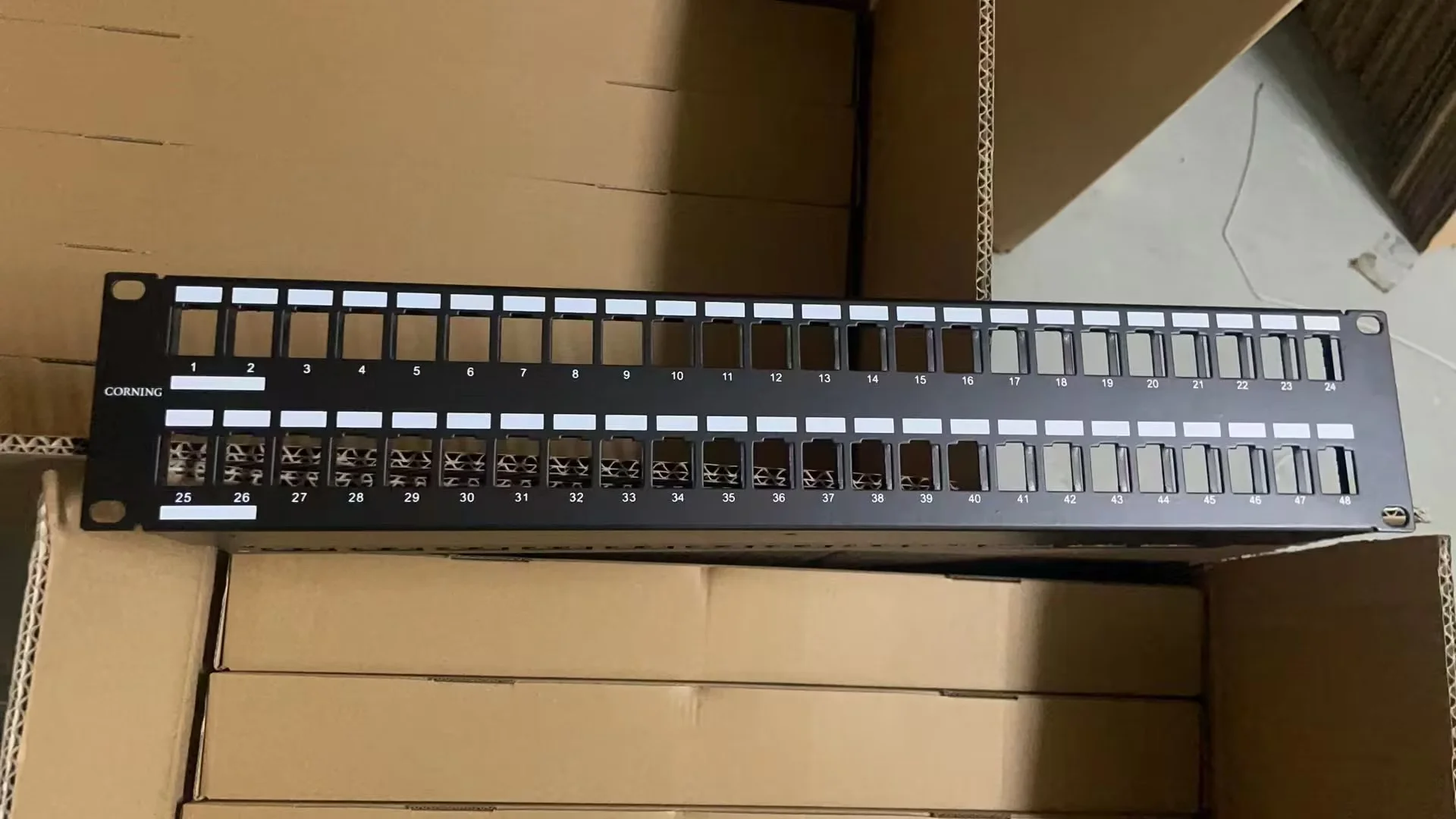 3m/corning Patch Panel - 48 Port RJ-45 Unload Empty Panel