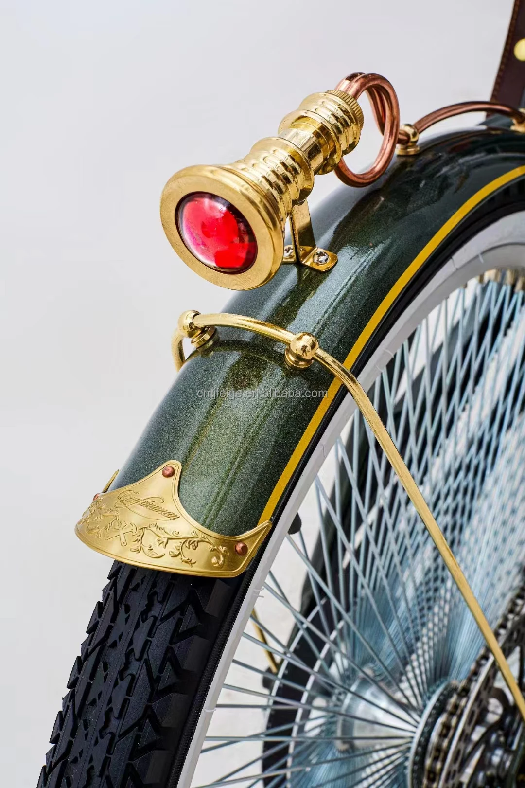 Vintage Electric Retro Bicycle with 60KM Mileage & Comfort Saddle