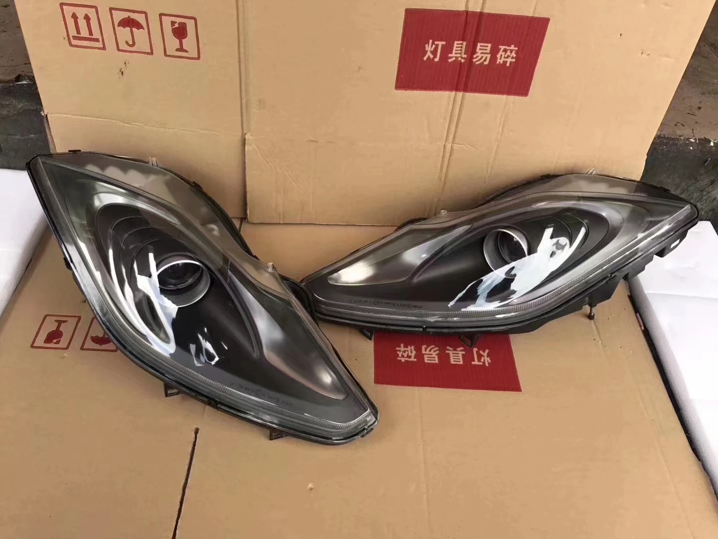 Original Secondhand LED Headlights for Mclaren MP4-12C