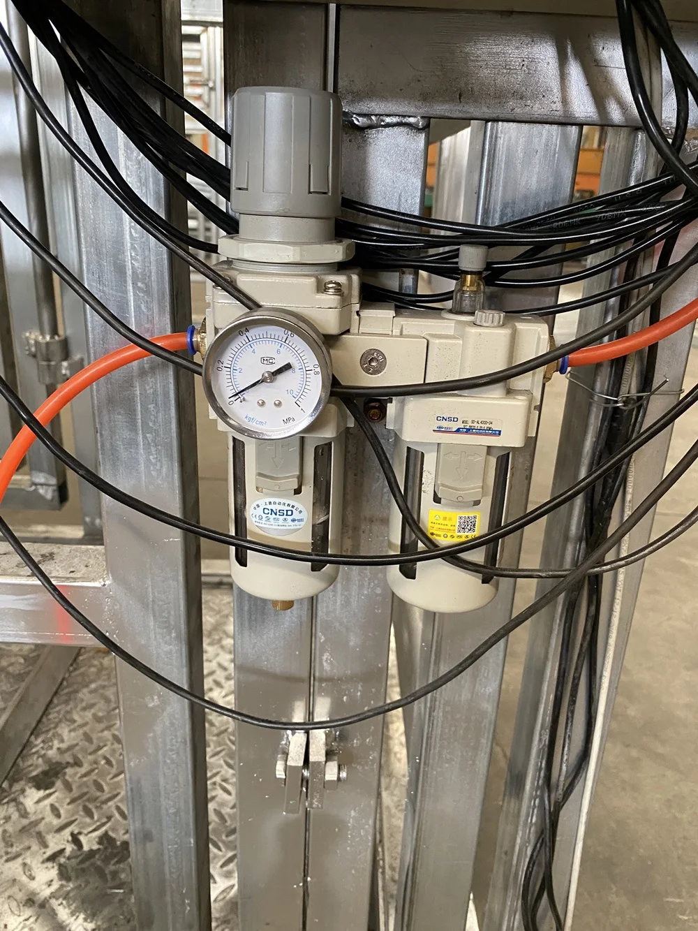 Galvanized Cattle Panel Squeeze Crush Cattle Handling Equipment - Buy ...