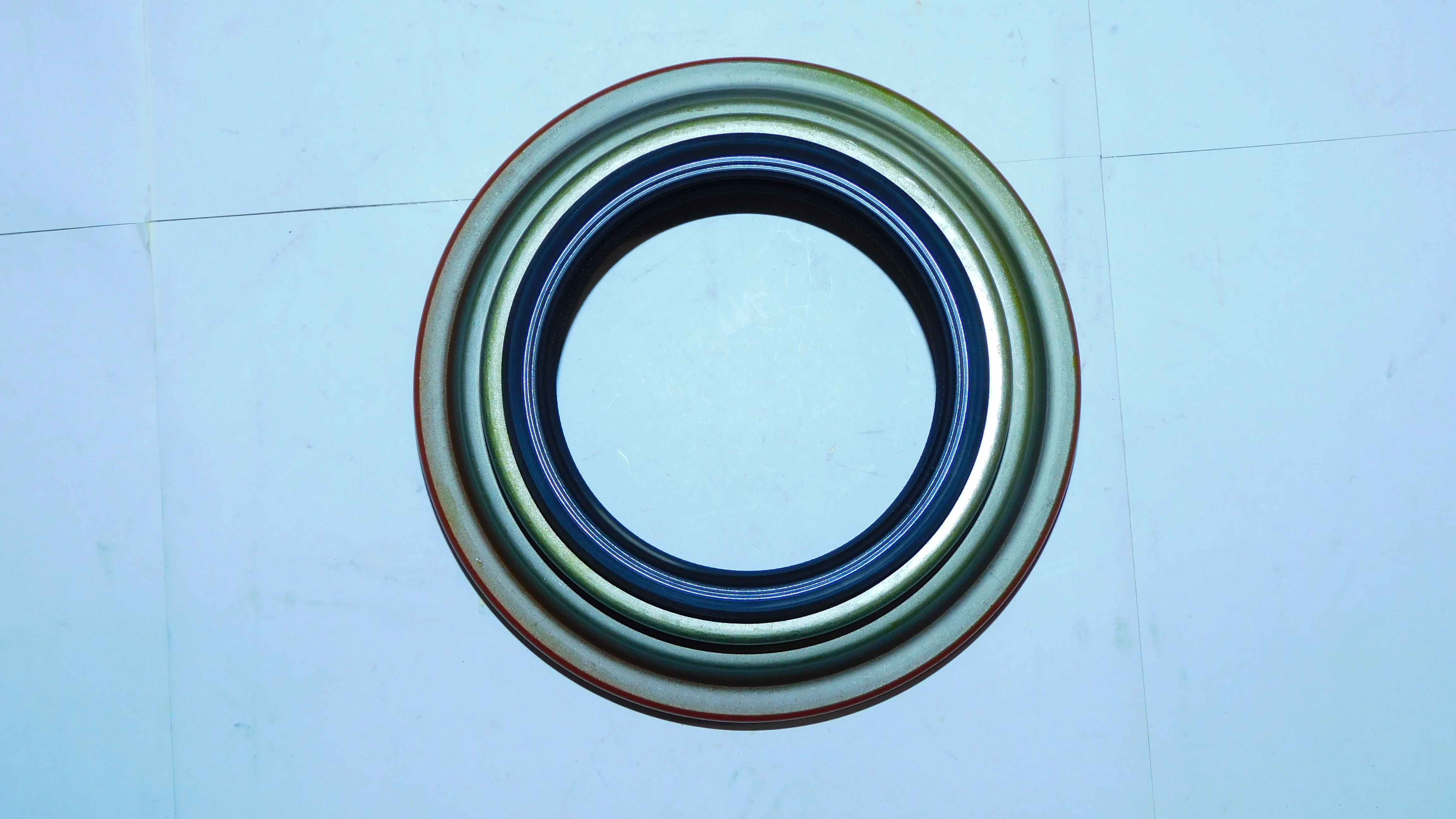 MK500746 Genuine 4M50 Mit Oil Seal - Reliable Performance