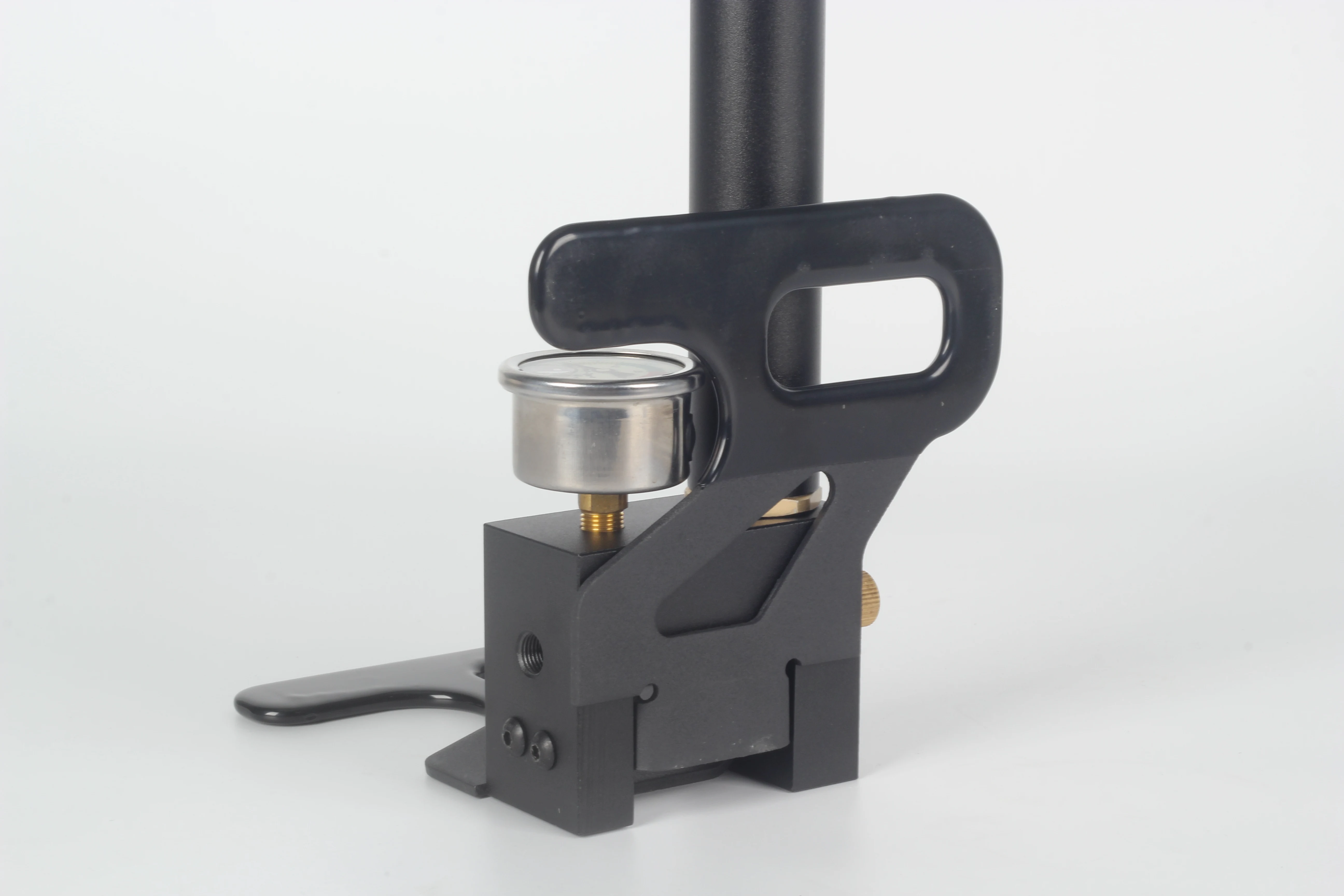 4 Stage High Pressure Hand Pump - 4500psi Foldable Base