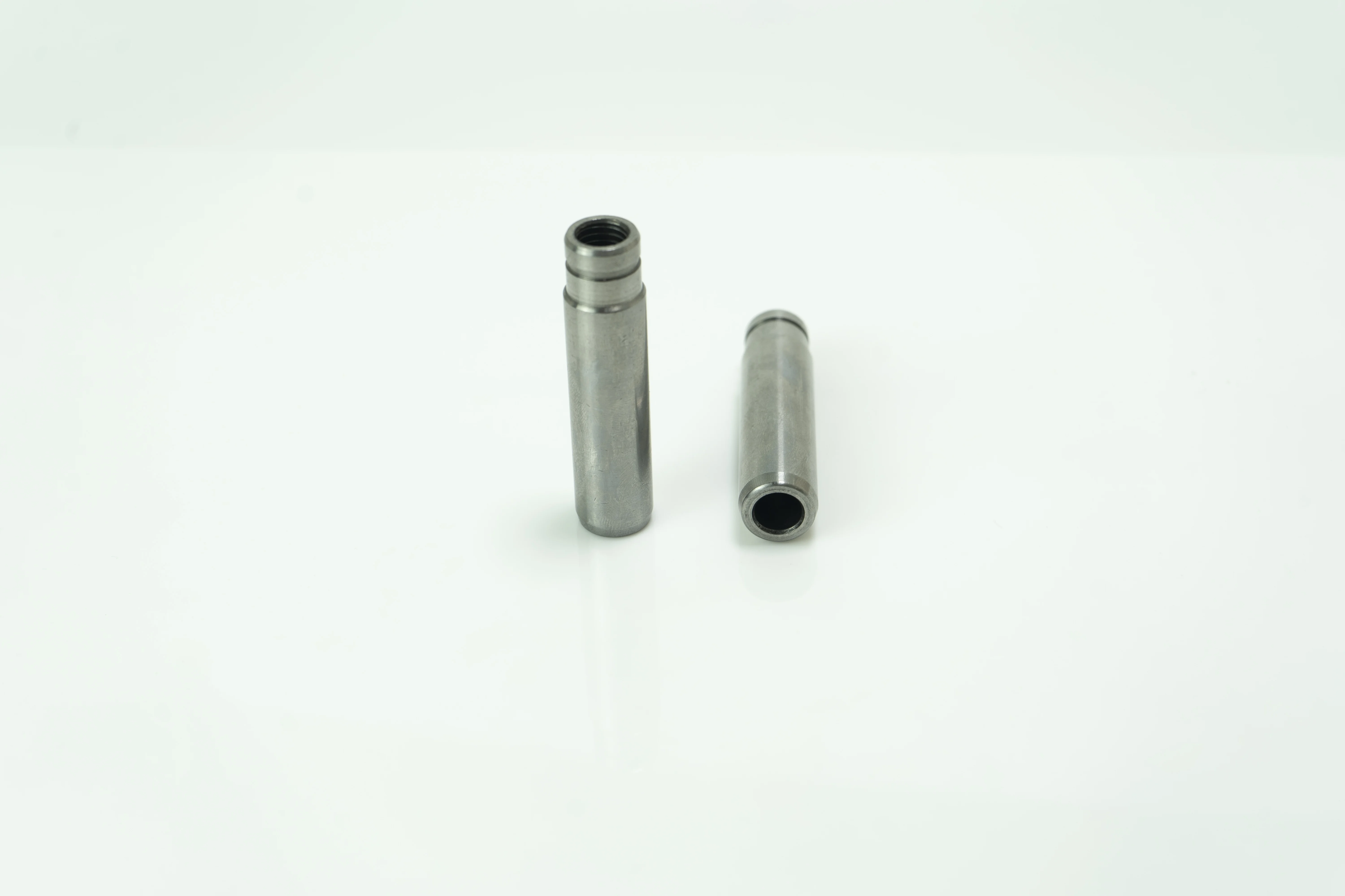 Engine Parts Valve Guide ME031886 ME-031888| Alibaba.com