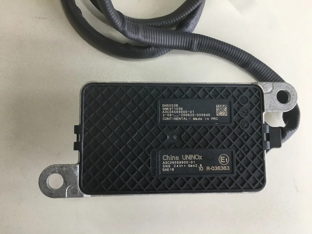 通用NOx传感器5WK9 7103B适用于大陆A2C93843000 24V sns503b适用于康明斯A3C06569900 Uninox ...