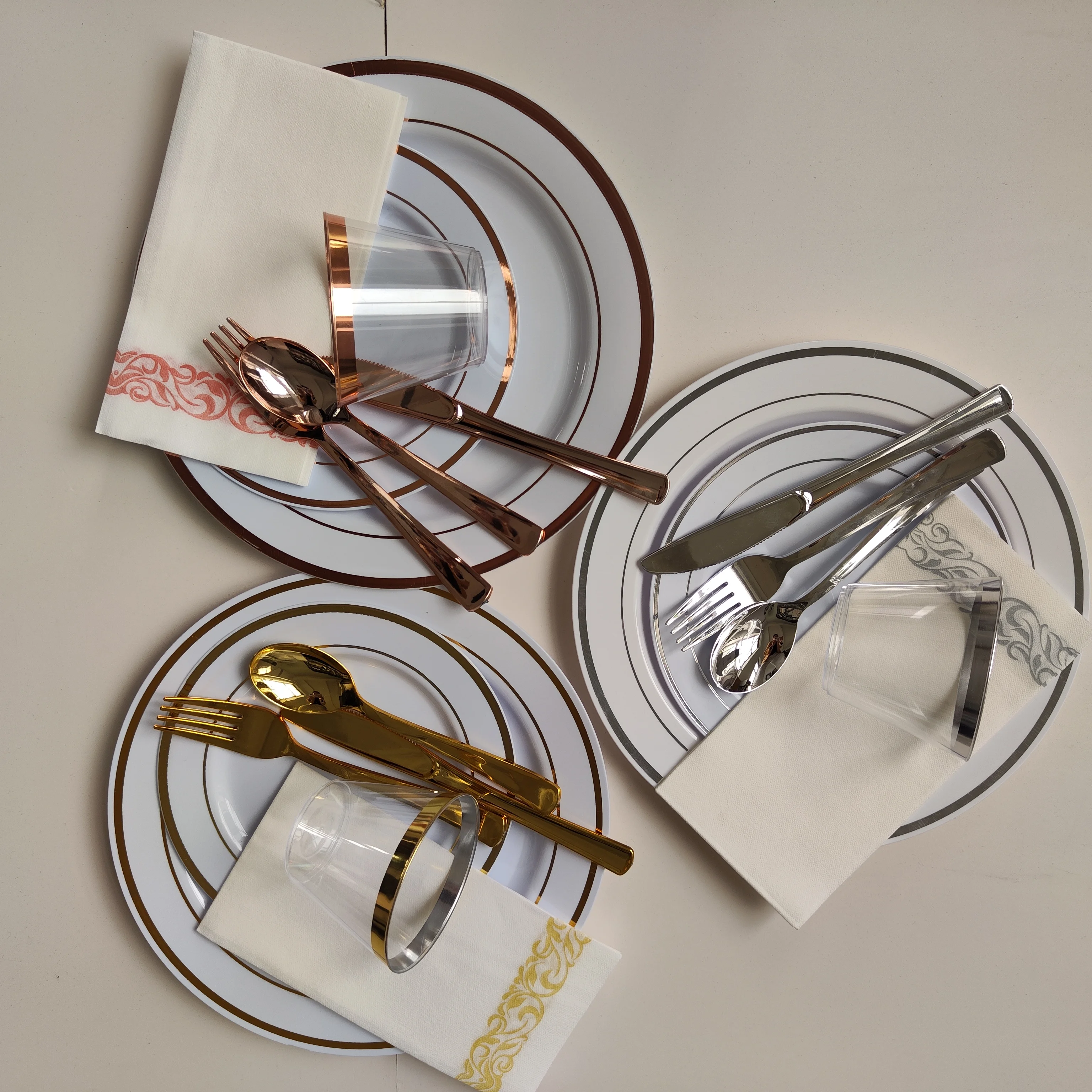 Elegant Trimmed Disposable Plastic Dinnerware Sets for Weddings