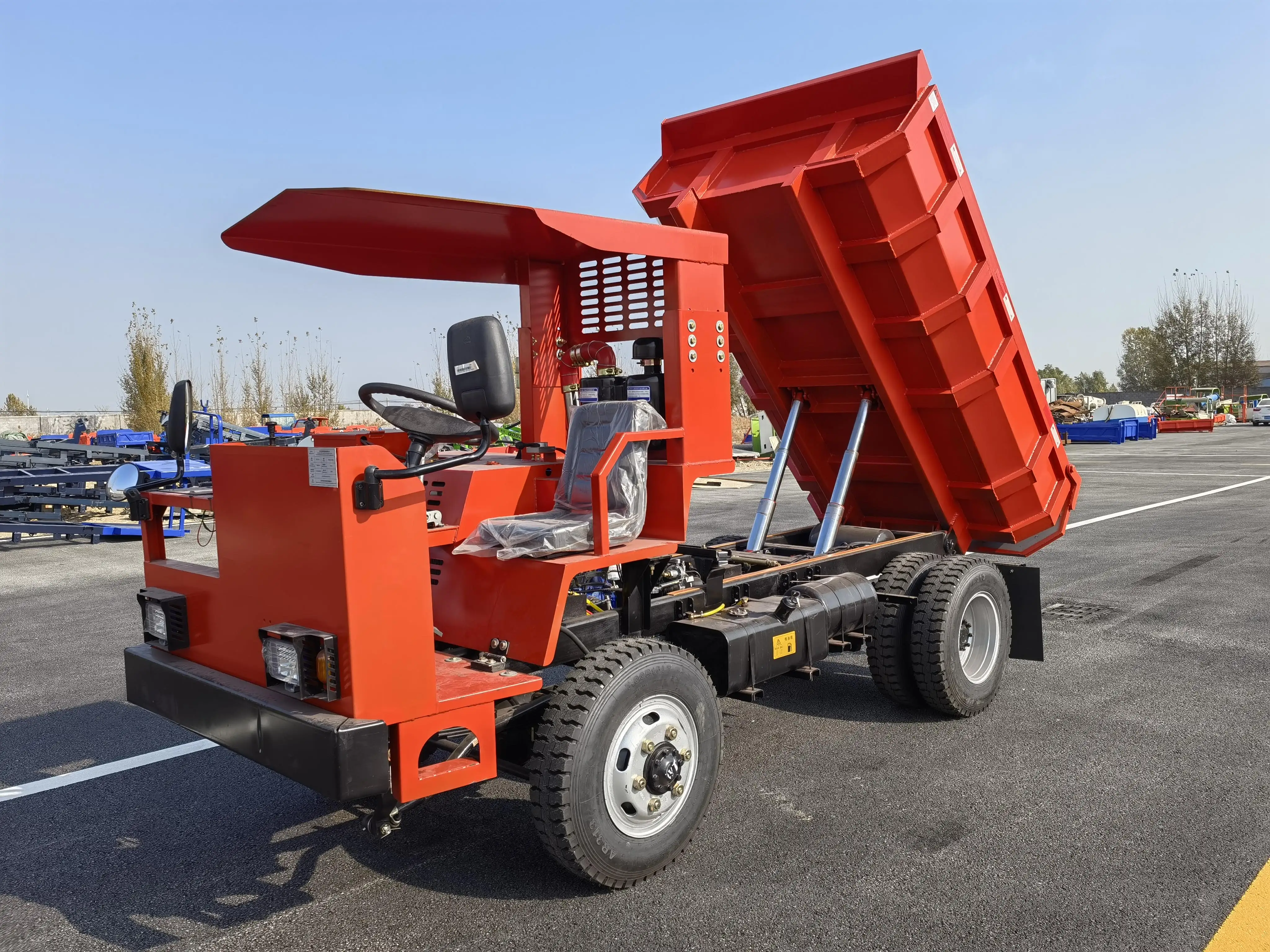 Mini Dumper 4x4 Diesel Engine 4 Ton Left Hand Drive Mining Dump Truck ...