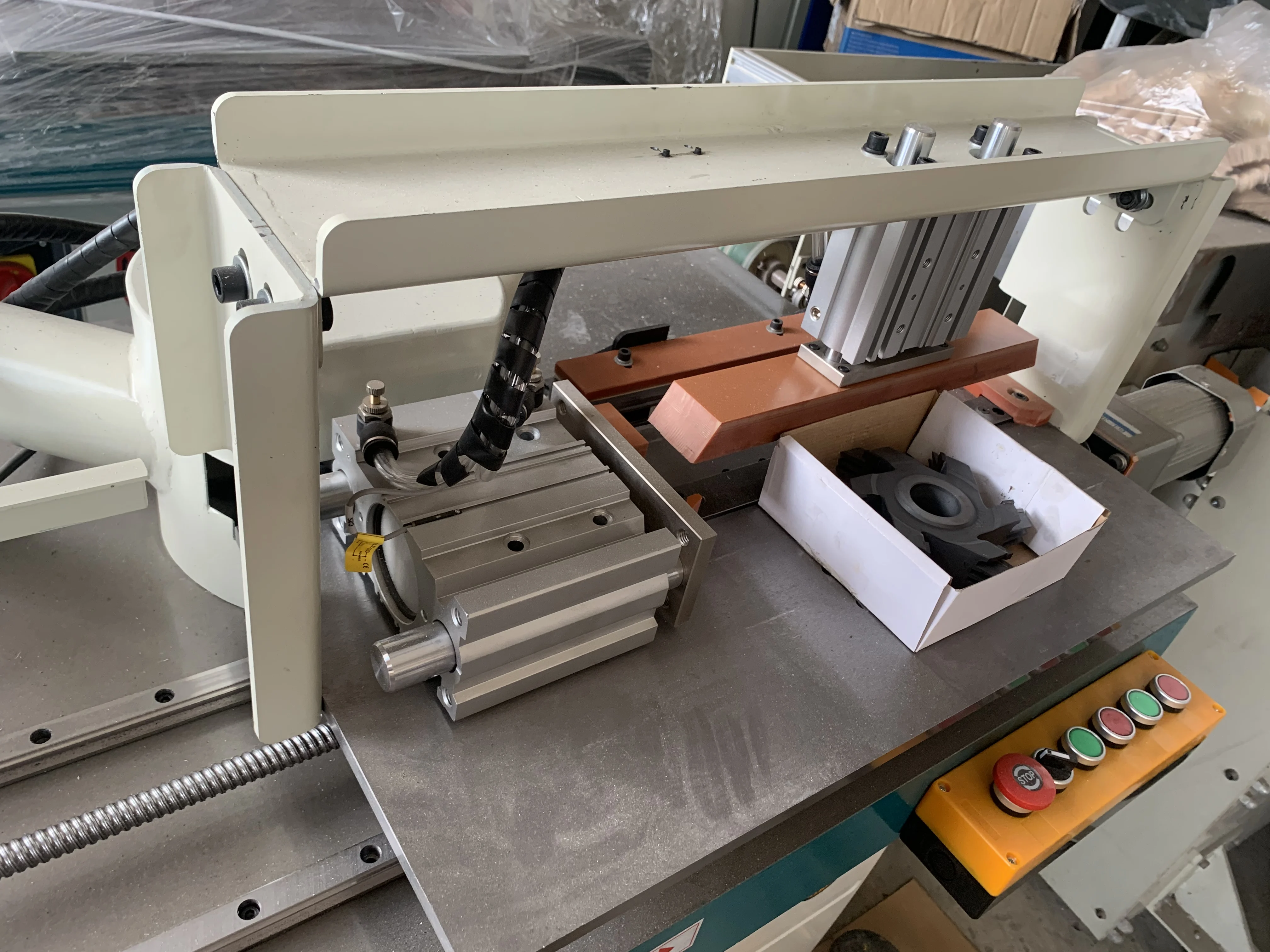 Automatic Disposable Wooden Fork Teeth Making Machine