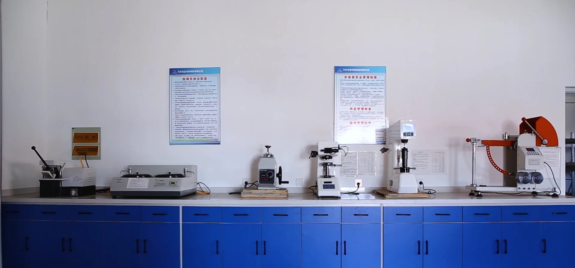 John Jahn Jahn A Bracket - Durable Plywood Formwork Clamps